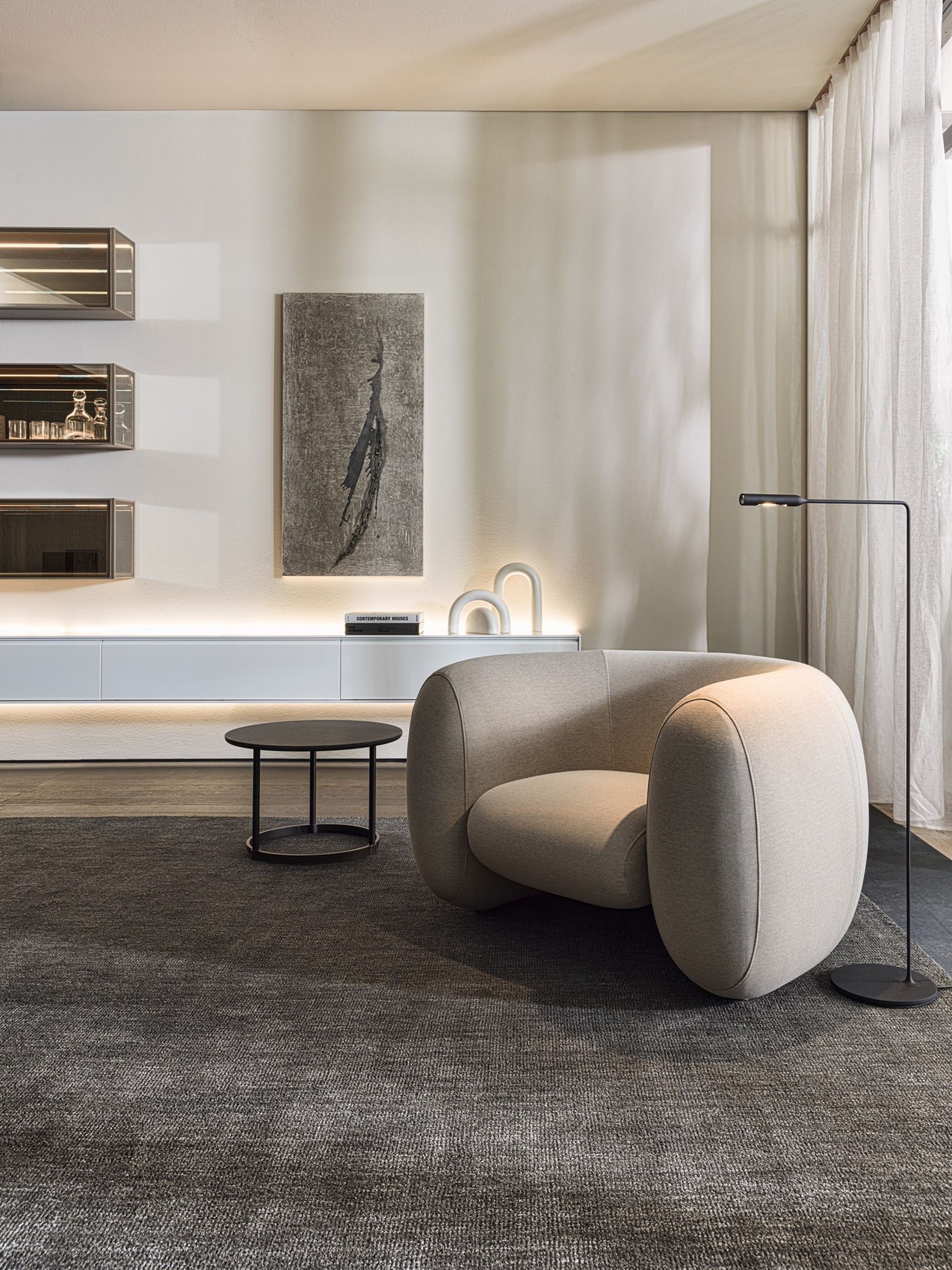 CINNAMON Fauteuil By Molteni & C. | design Naoto Fukasawa