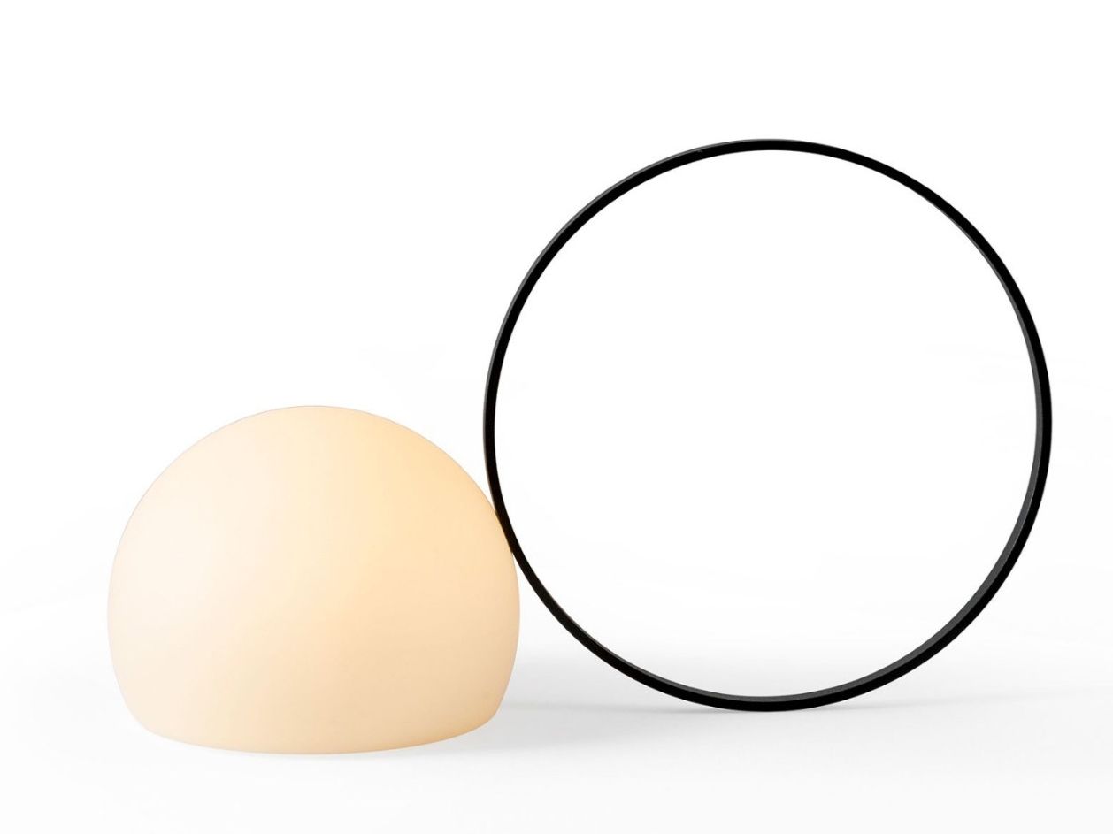 CIRC | Table lamp By Estiluz