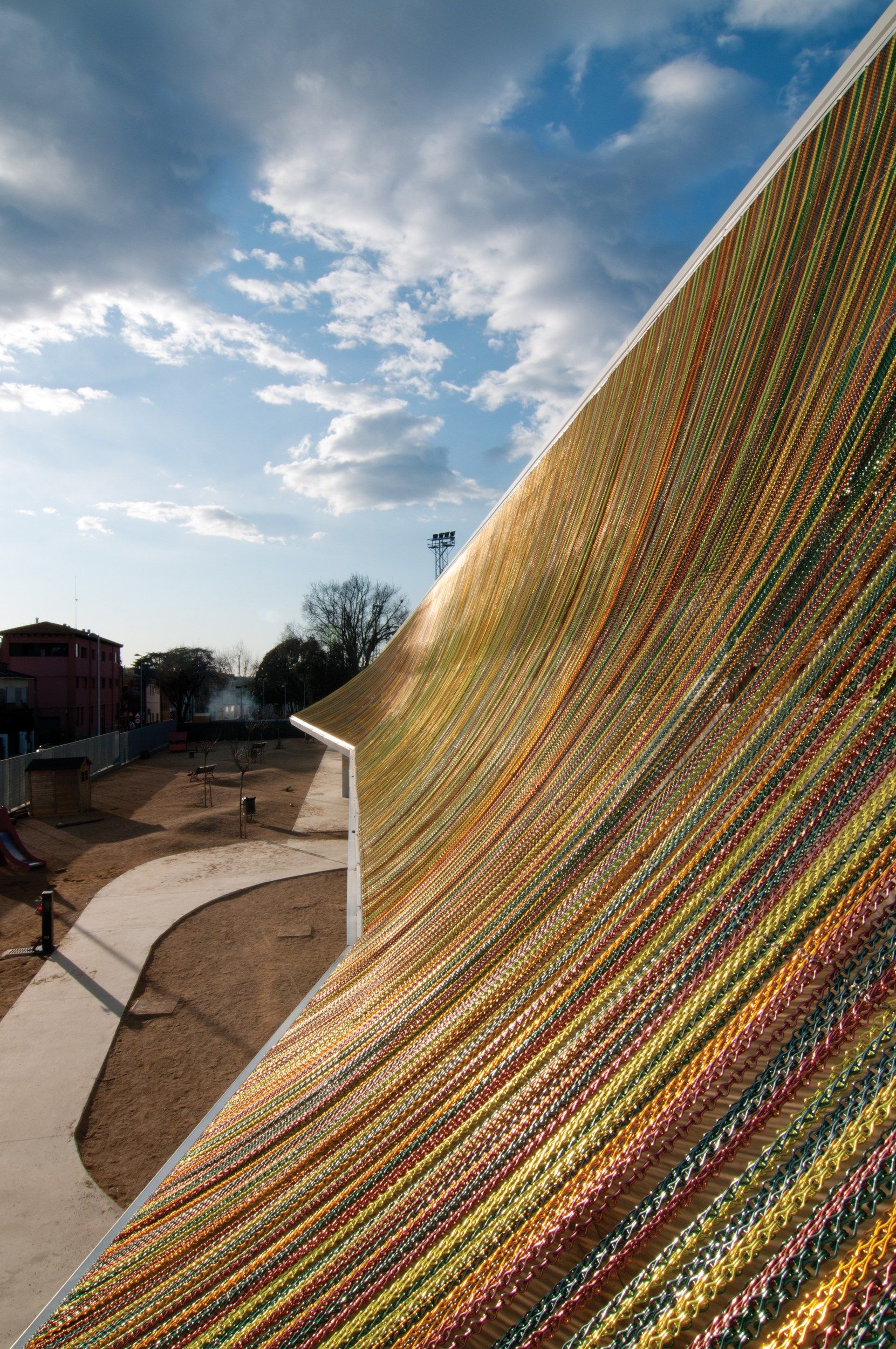 CLADDING EXTERIOR SCHOOL Solar shading / Metal mesh for facade By ...