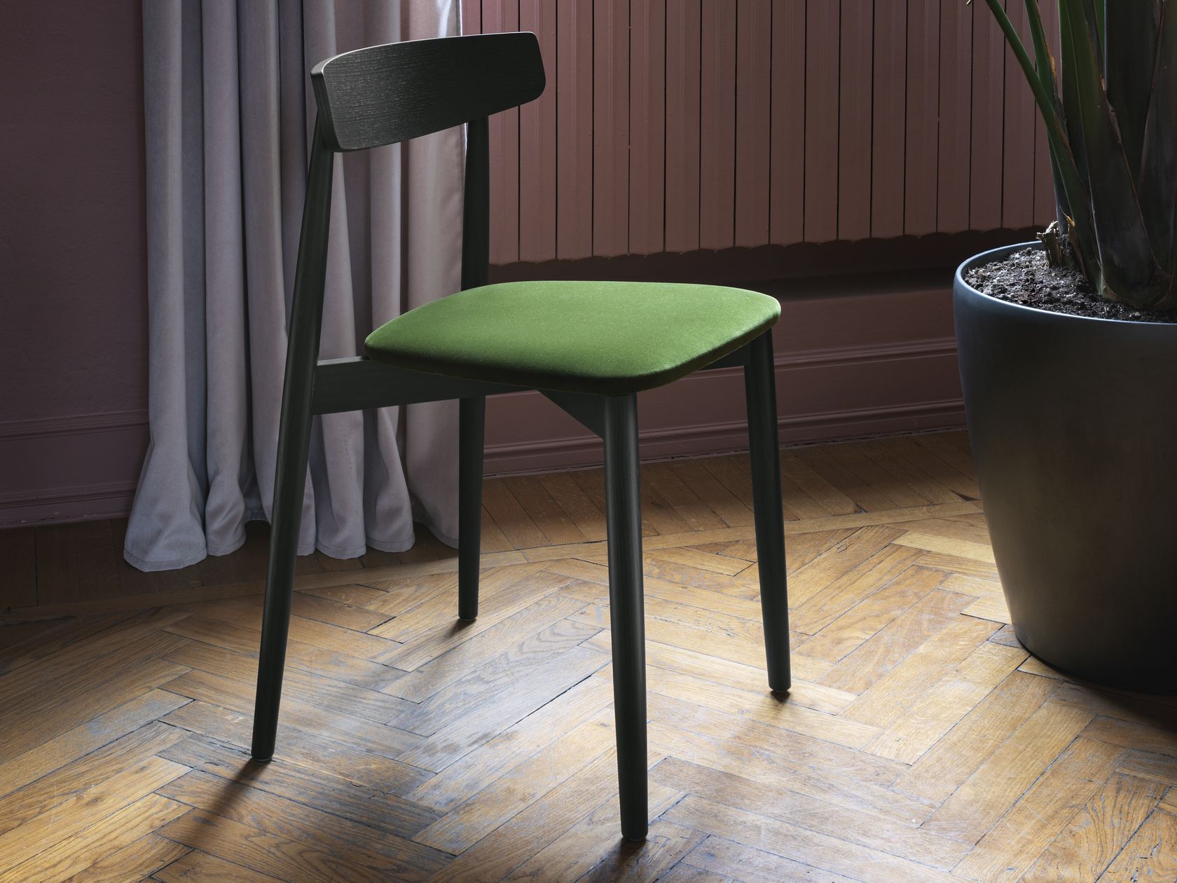 CLARETTA | Chair By Miniforms design Florian Schmid