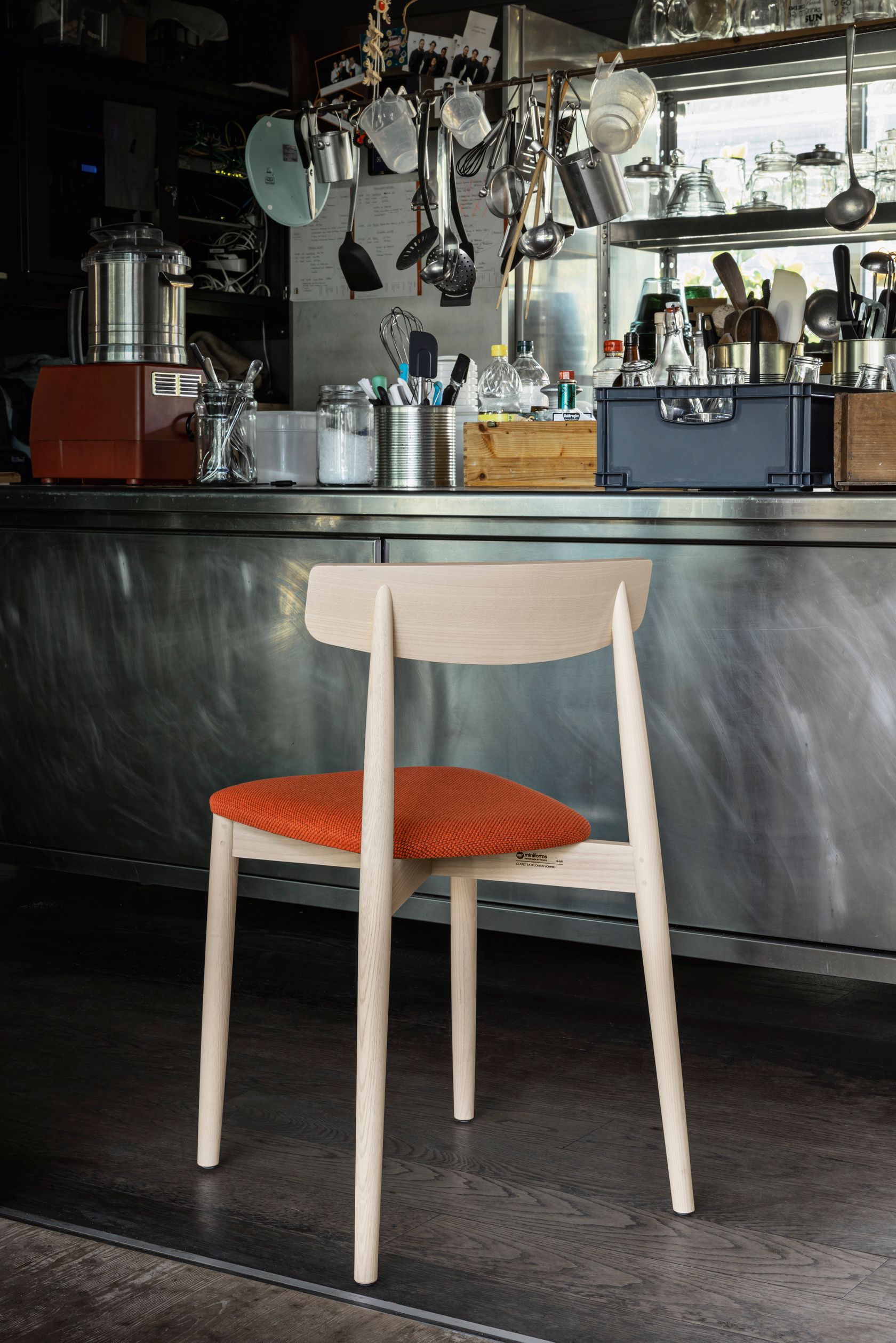 CLARETTA | Chair By Miniforms design Florian Schmid