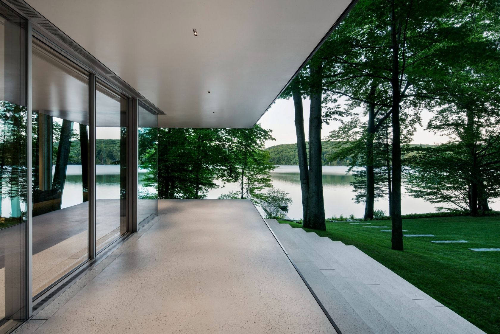CLASSIC Glass and aluminium sliding window with built-in screen By Sky ...