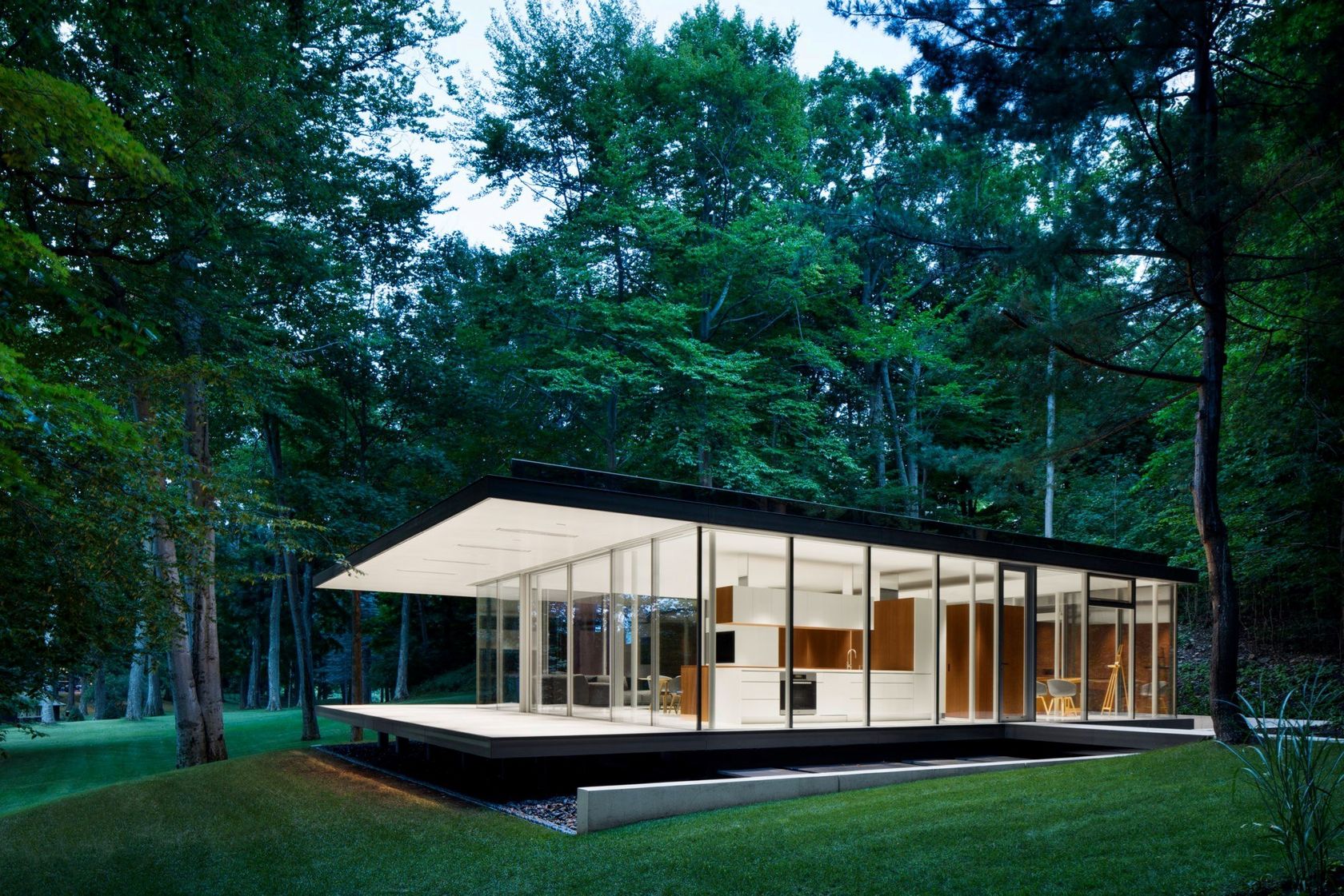 CLASSIC Glass and aluminium sliding window with built-in screen By Sky ...