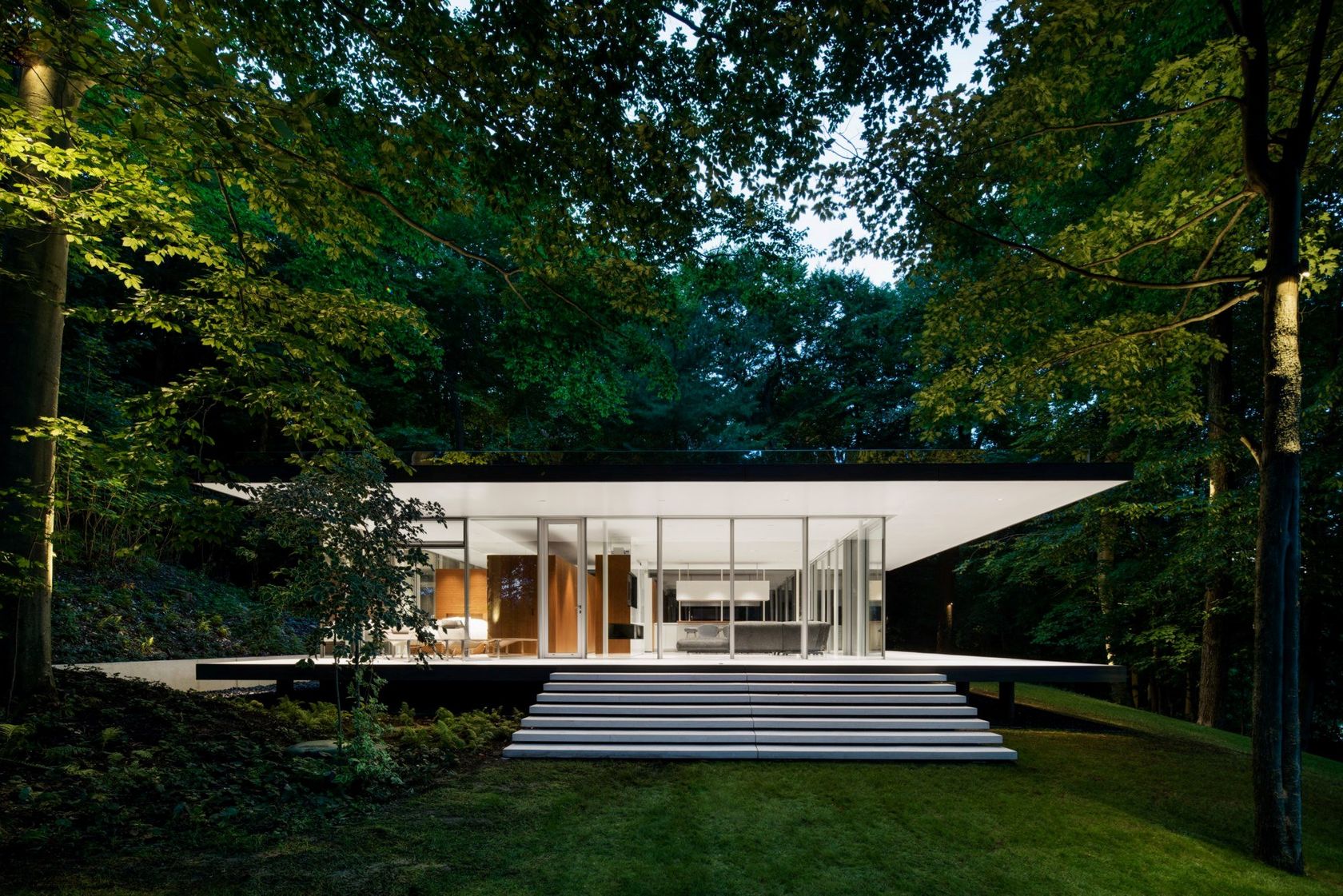 CLASSIC Glass and aluminium sliding window with built-in screen By Sky ...