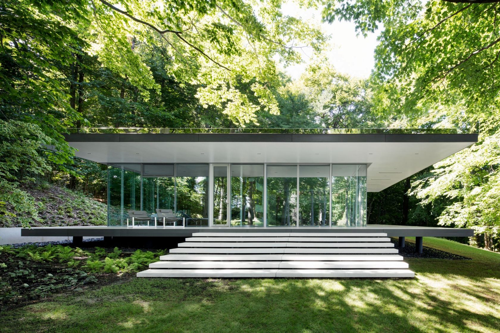 CLASSIC Glass and aluminium sliding window with built-in screen By Sky ...