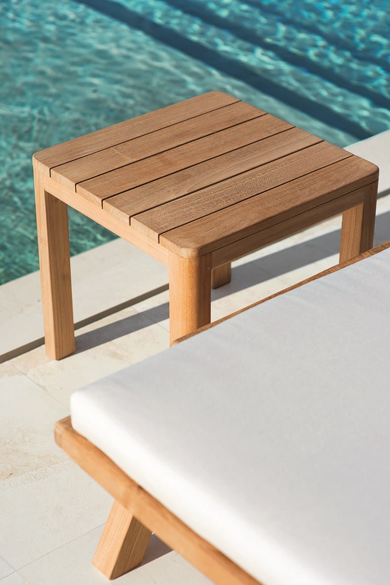 CLAY Low teak garden side table By Ethimo