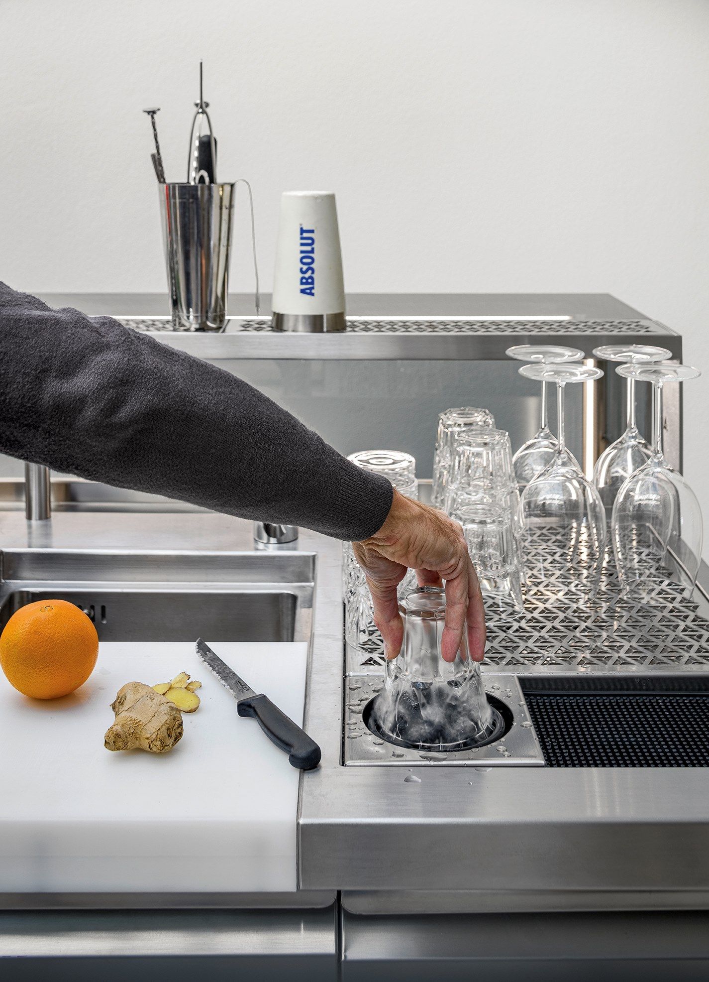 COCKTAIL STATION Stainless steel bar counter By Prisma | design Franco ...