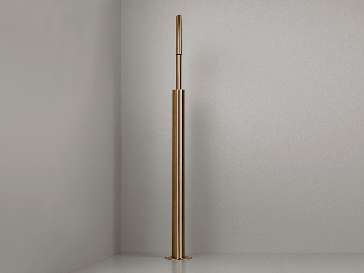 Floor standing bathtub tap COCOON PB34 By COCOON design Piet Boon