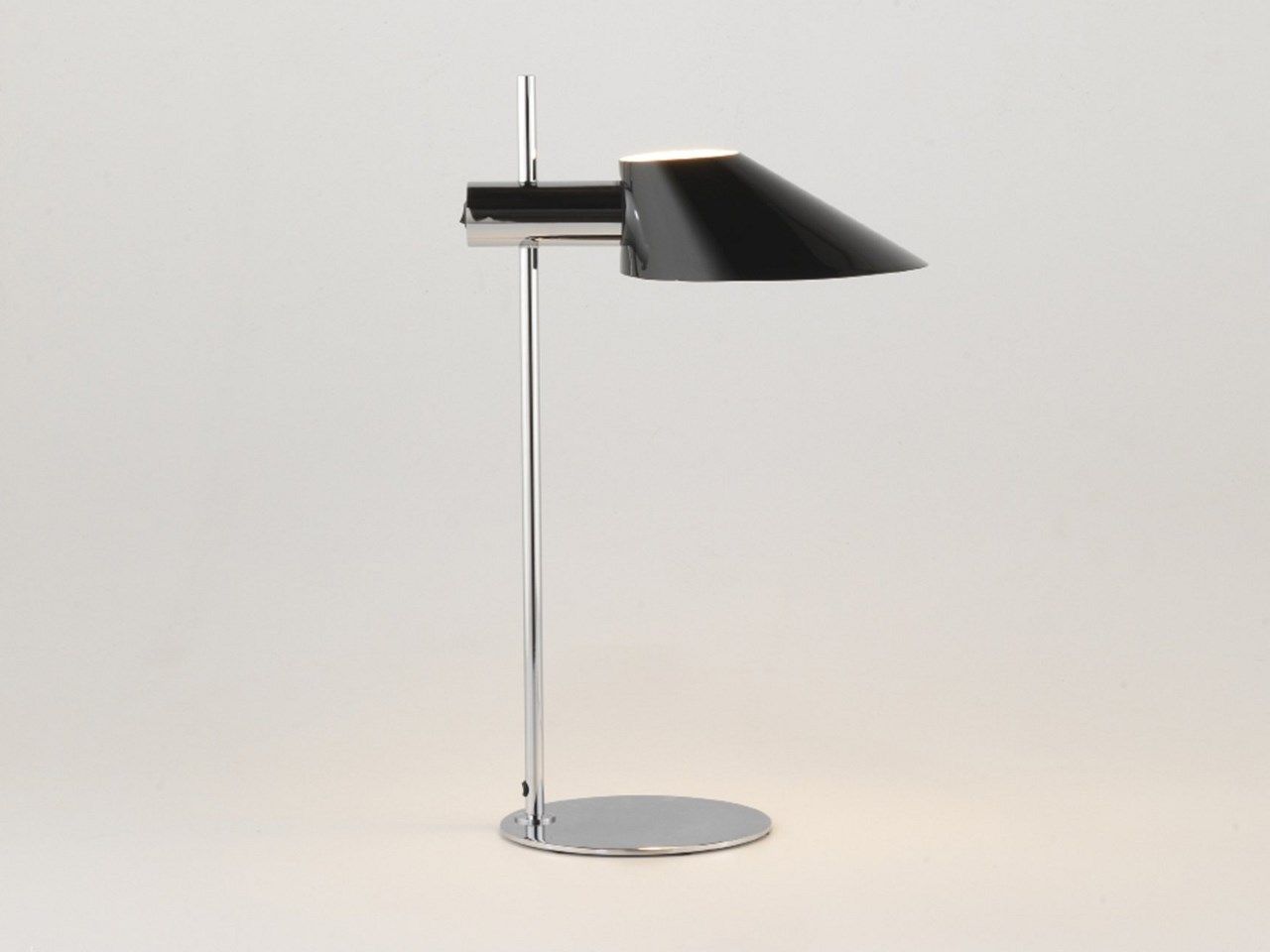 COHEN | Table lamp By Aromas del Campo