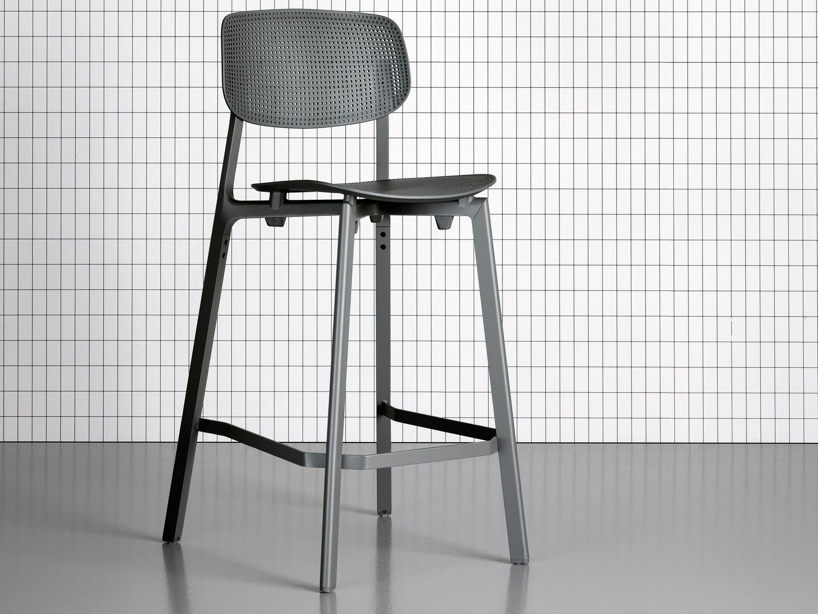 COLANDER High stool with back By Kristalia | design Patrick Norguet