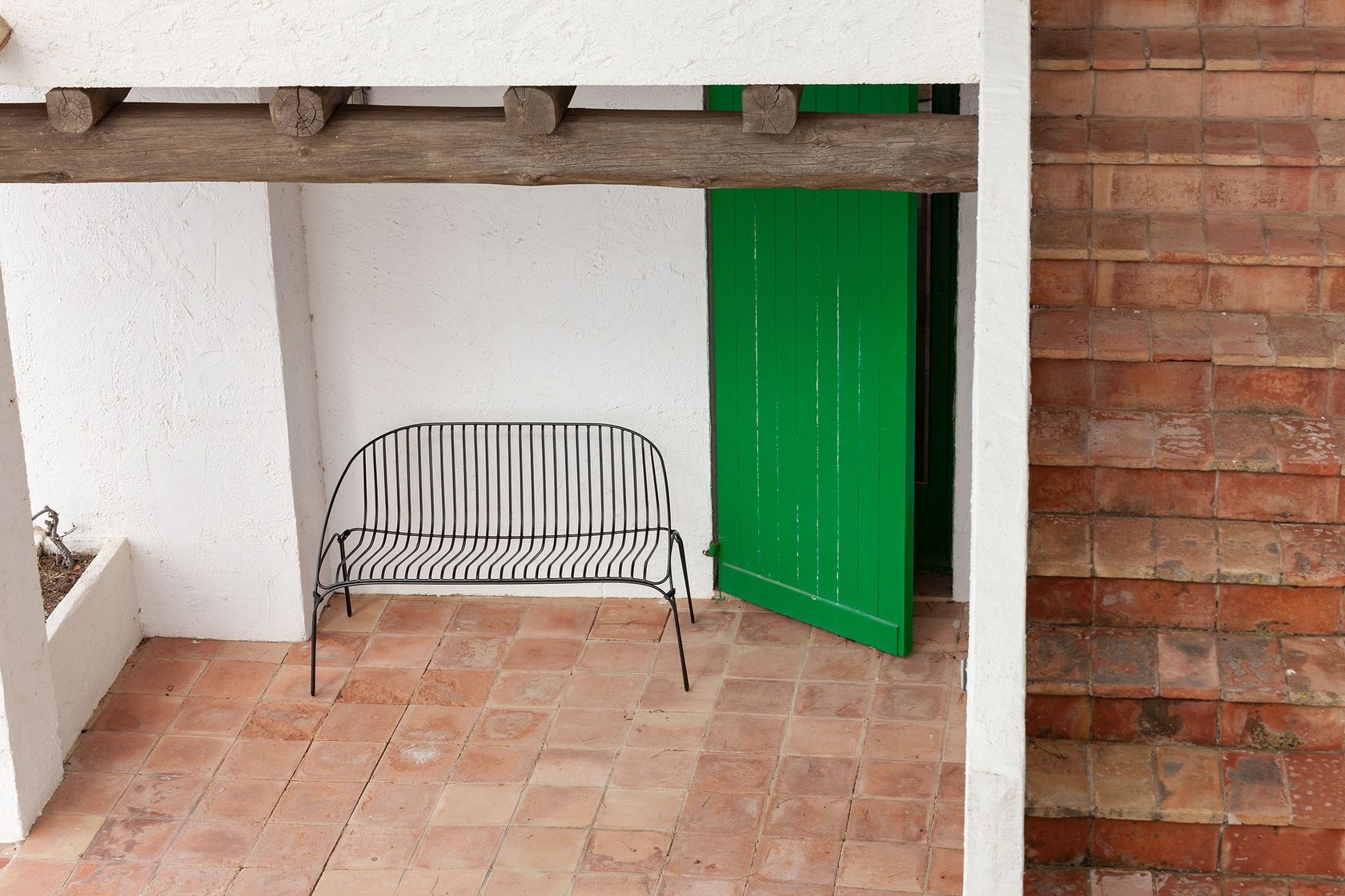 COLONIAL Galvanized steel garden bench with back By ISIMAR