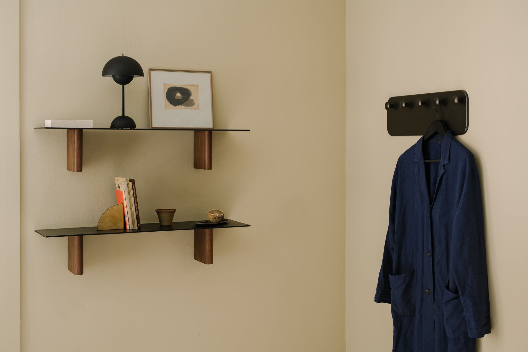 COLUMN JA2 wall shelf By &TRADITION