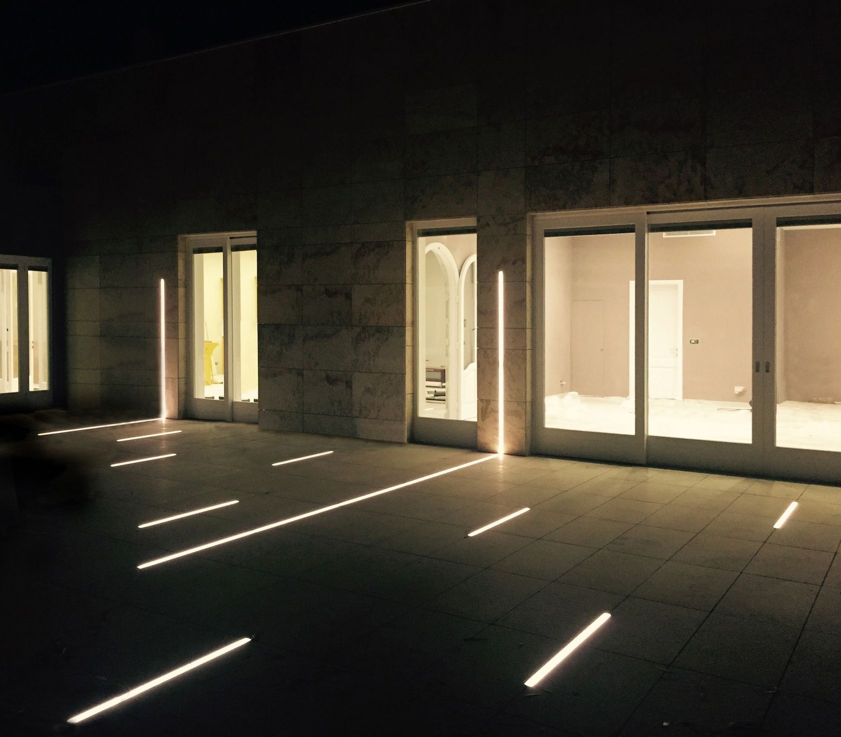 CONTINUOS LINE Linear lighting profile for LED modules By SIMES