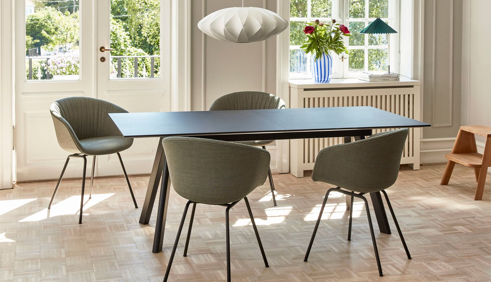 COPENHAGUE CPH 30 EXTENDABLE Table By Hay | design Ronan & Erwan Bouroullec