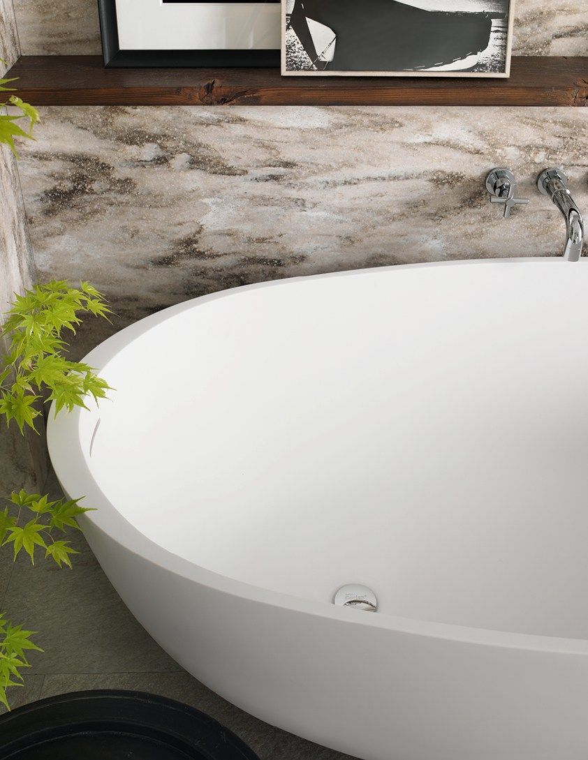 Freestanding oval Corian® bathtub CORIAN® DELIGHT 8430 By Corian® Design