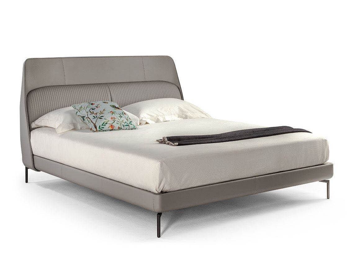 COUPÈ DE LUXE Bed By Poltrona Frau | design GamFratesi