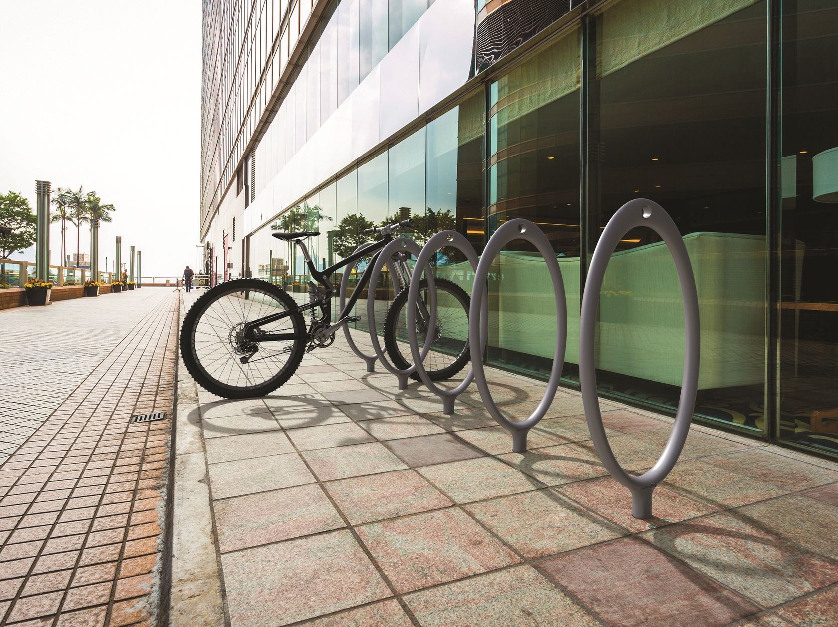 CRUNA | Bicycle rack Aluminium bicycle rack By Metalco | design Studio ...