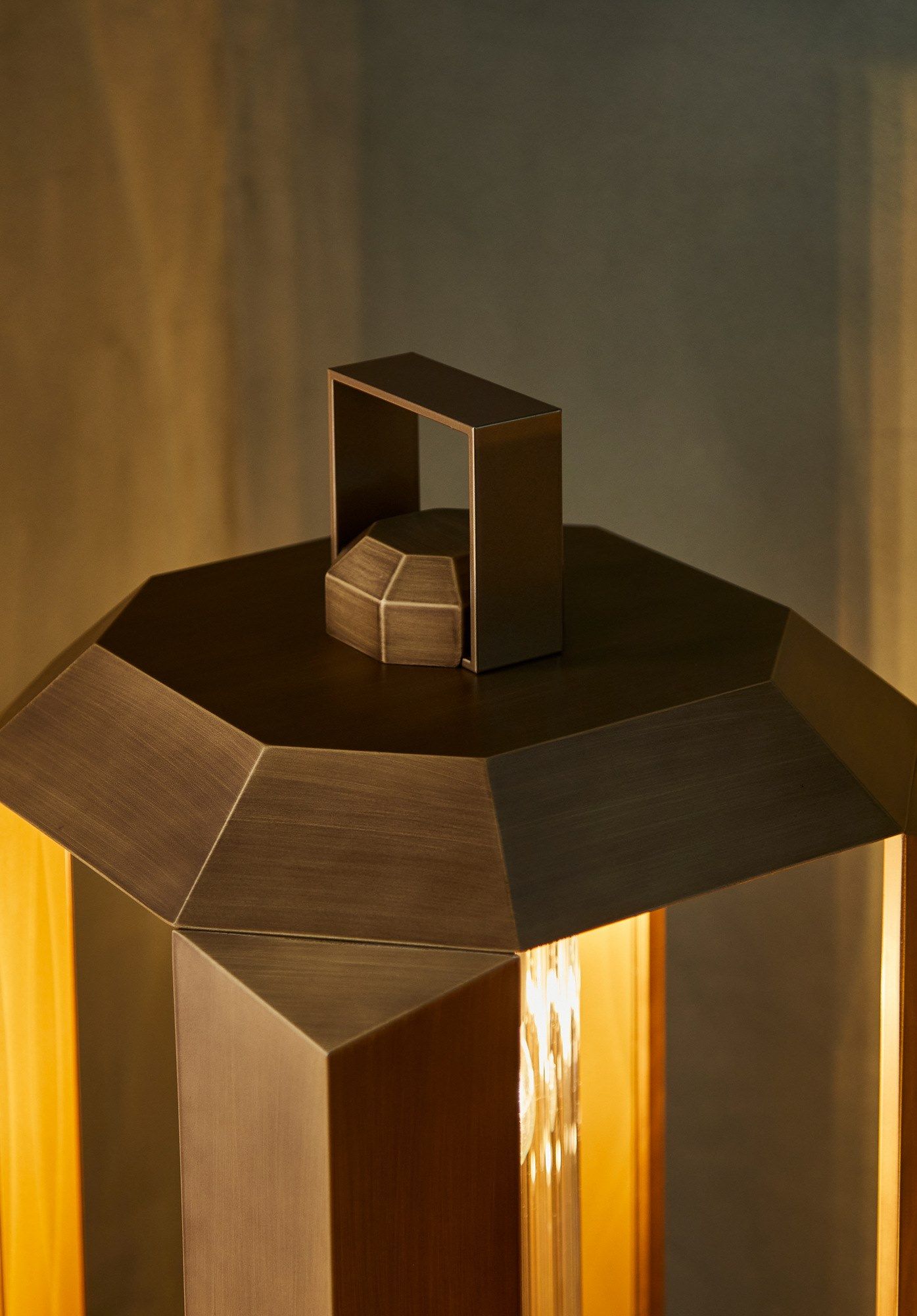 CUBE Floor lamp By Contardi