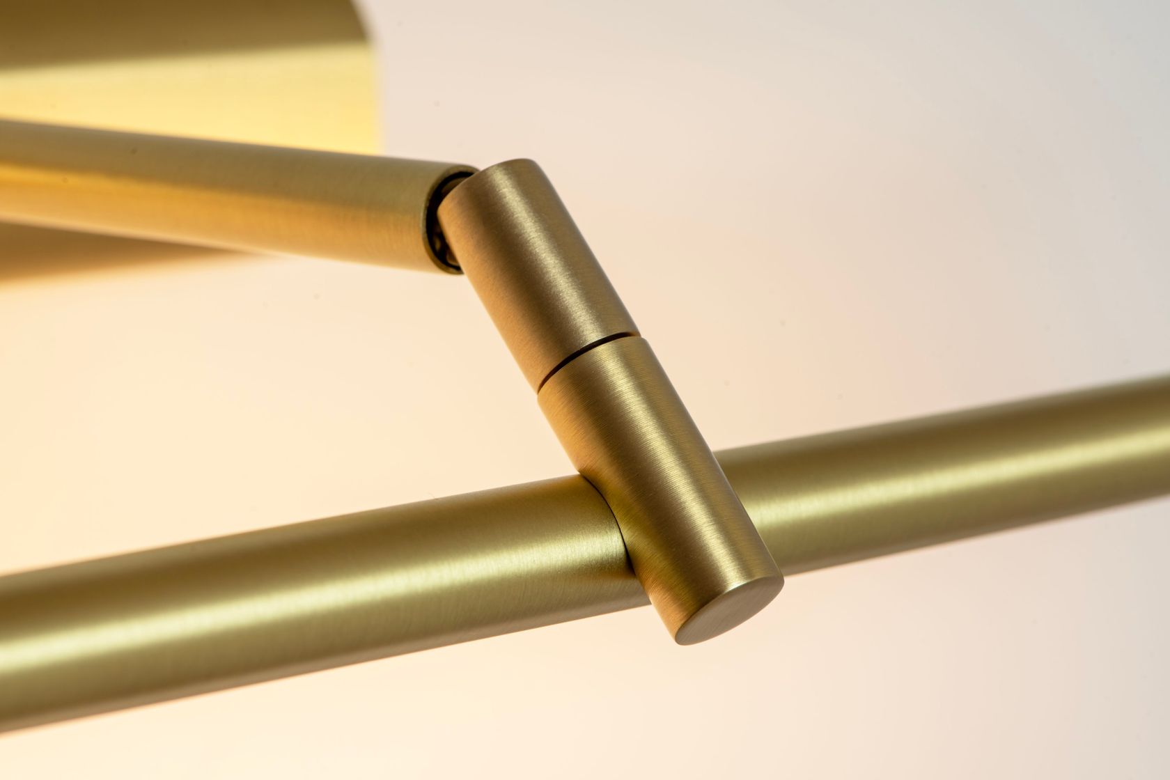 AIRY R Wall lamp By CVL Luminaires