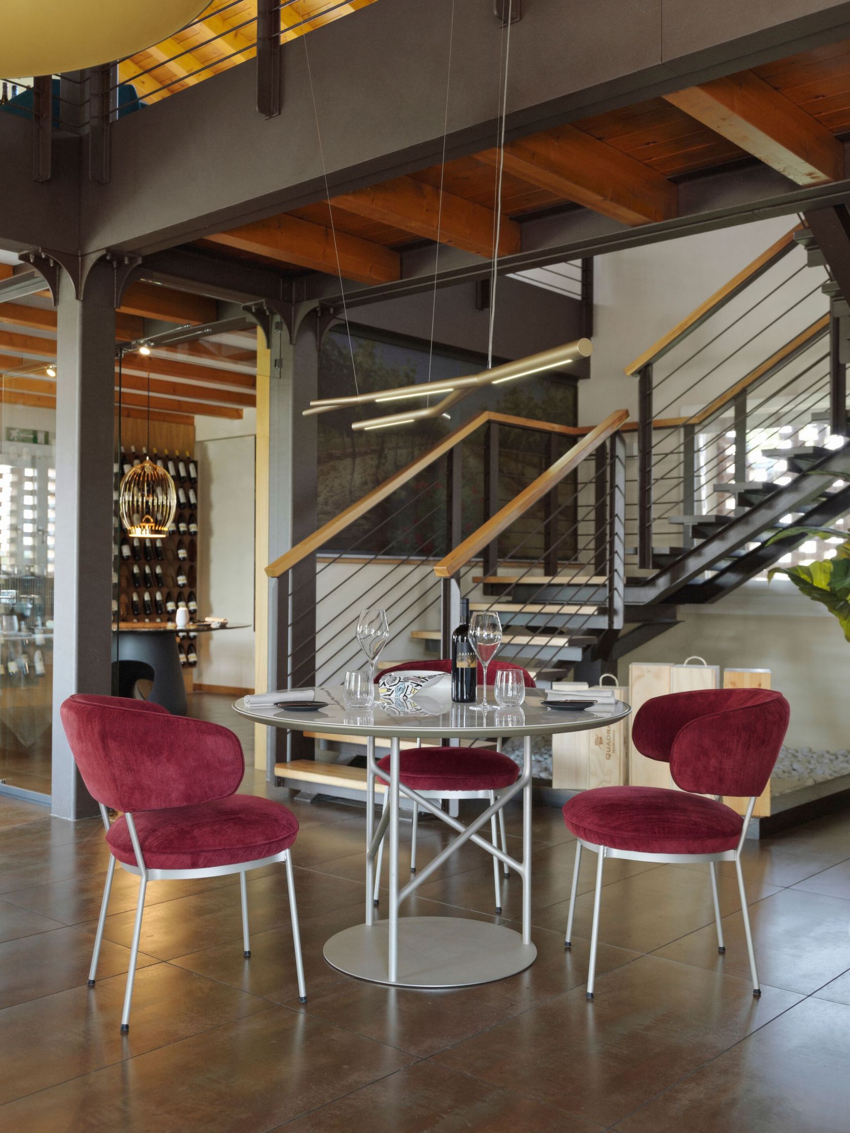 ALEXANDER Round table By Casamania & Horm | design Marco Piva