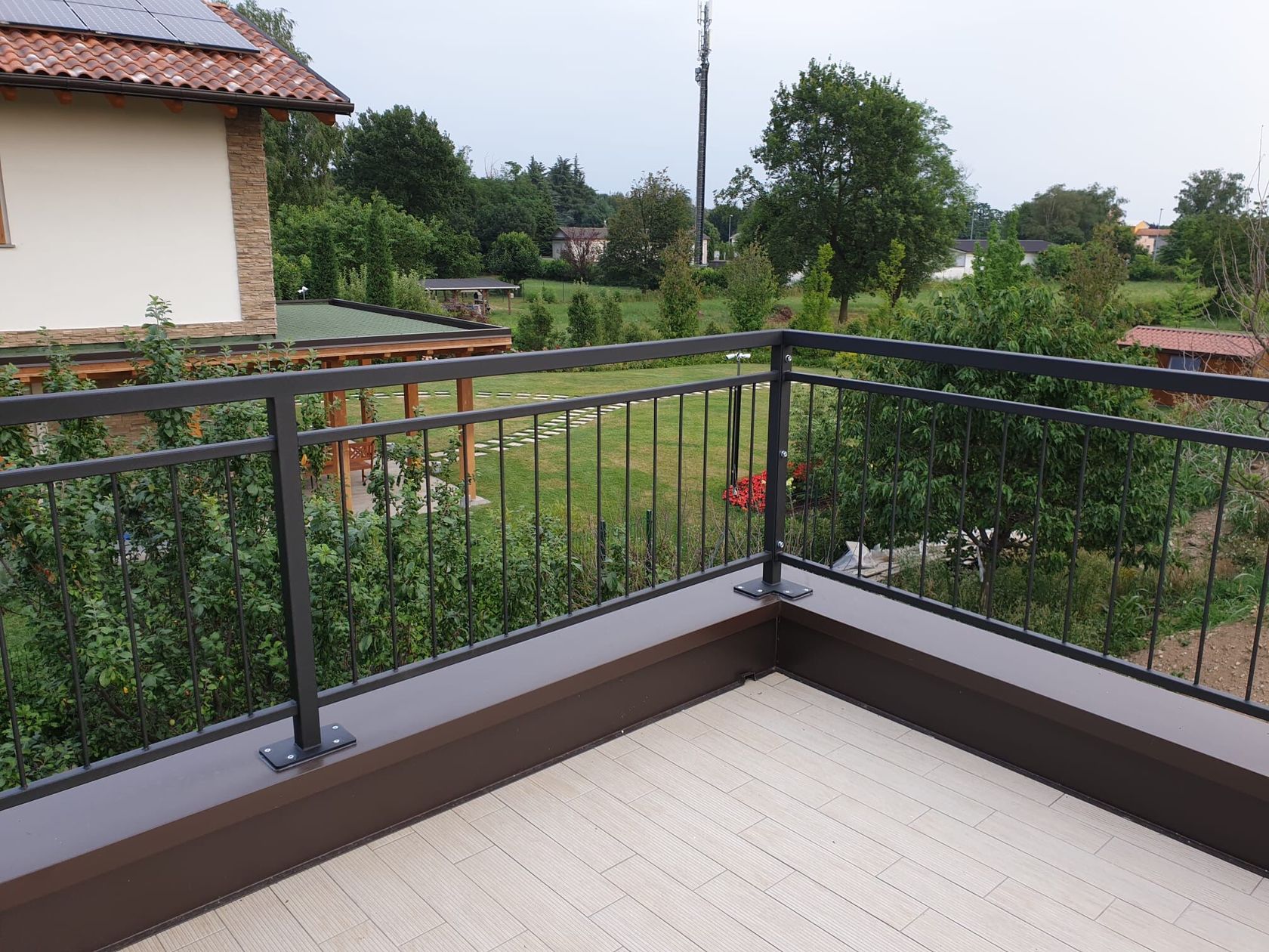 Outdoor railing systems Parapet By Centro Inferriate