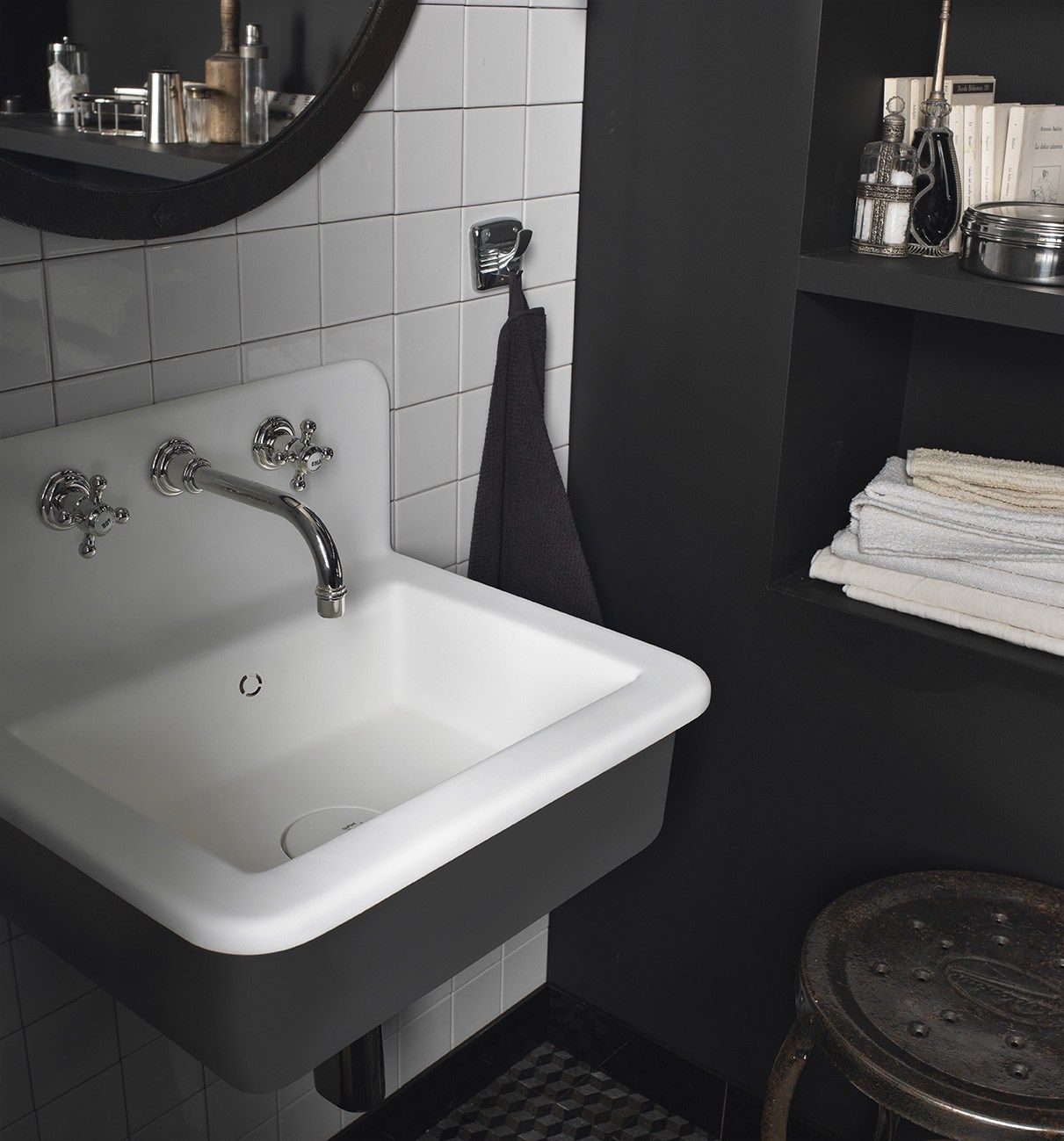 Solid Surface wall tiles Corian® DeepColour™ Technology By Corian® Design
