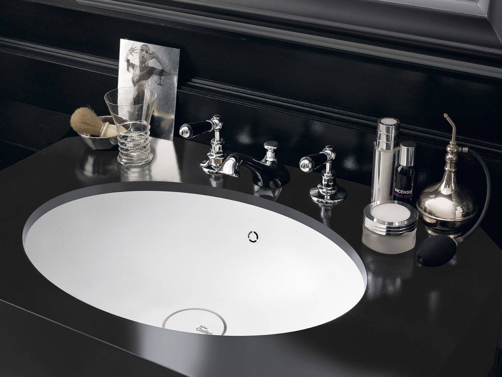 Solid Surface wall tiles Corian® DeepColour™ Technology By Corian® Design