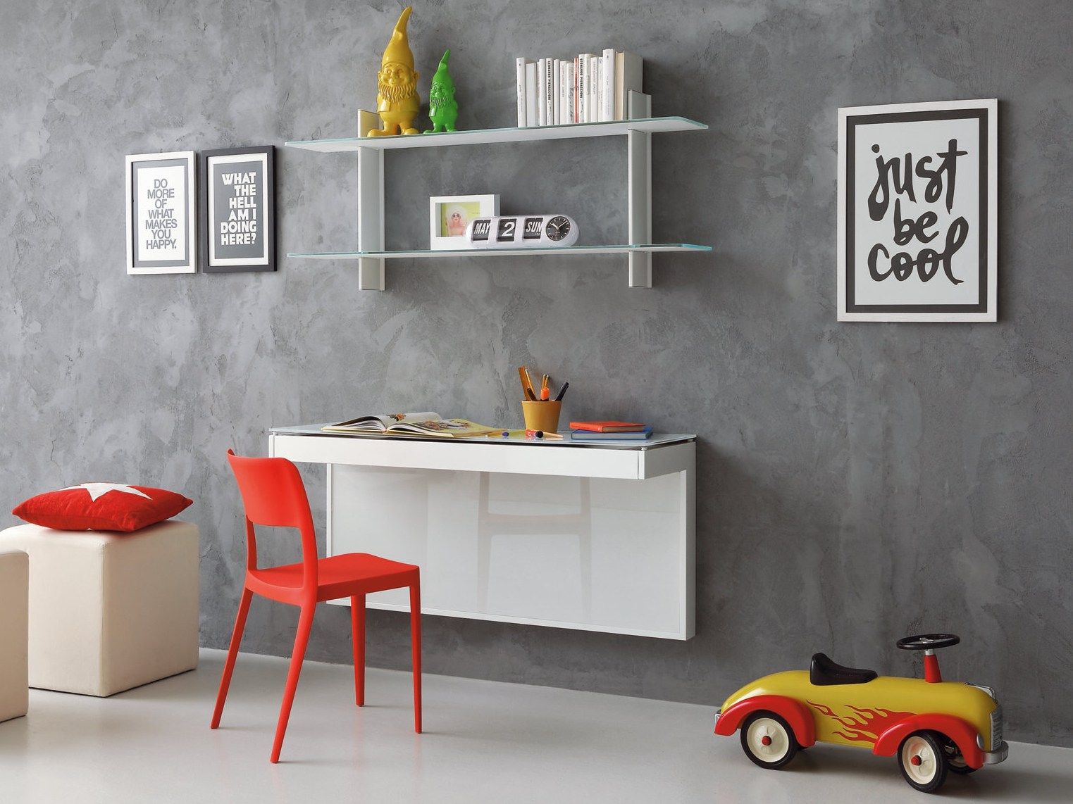 Wall mounted secretary desk with drawers CLEVER By IDEAS Group