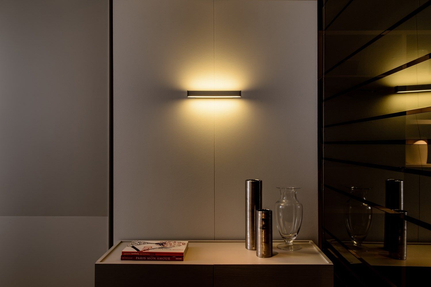 LED direct-indirect light wall lamp DALIA By Ledevò