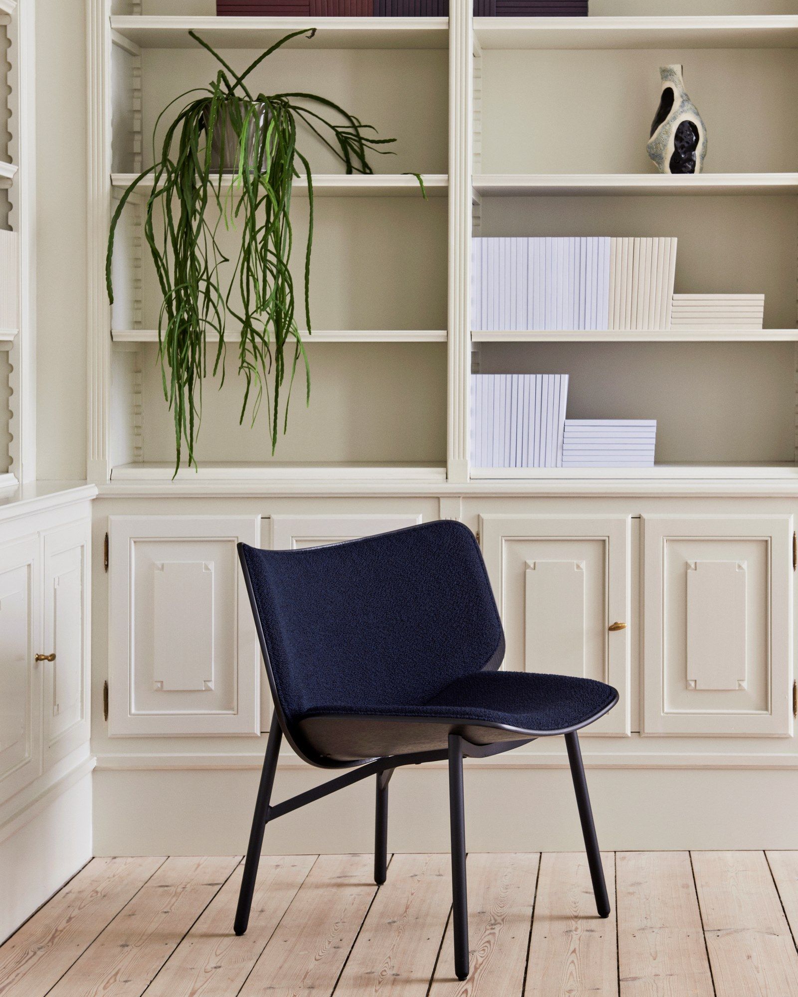 DAPPER Easy chair By Hay | design Doshi Levien