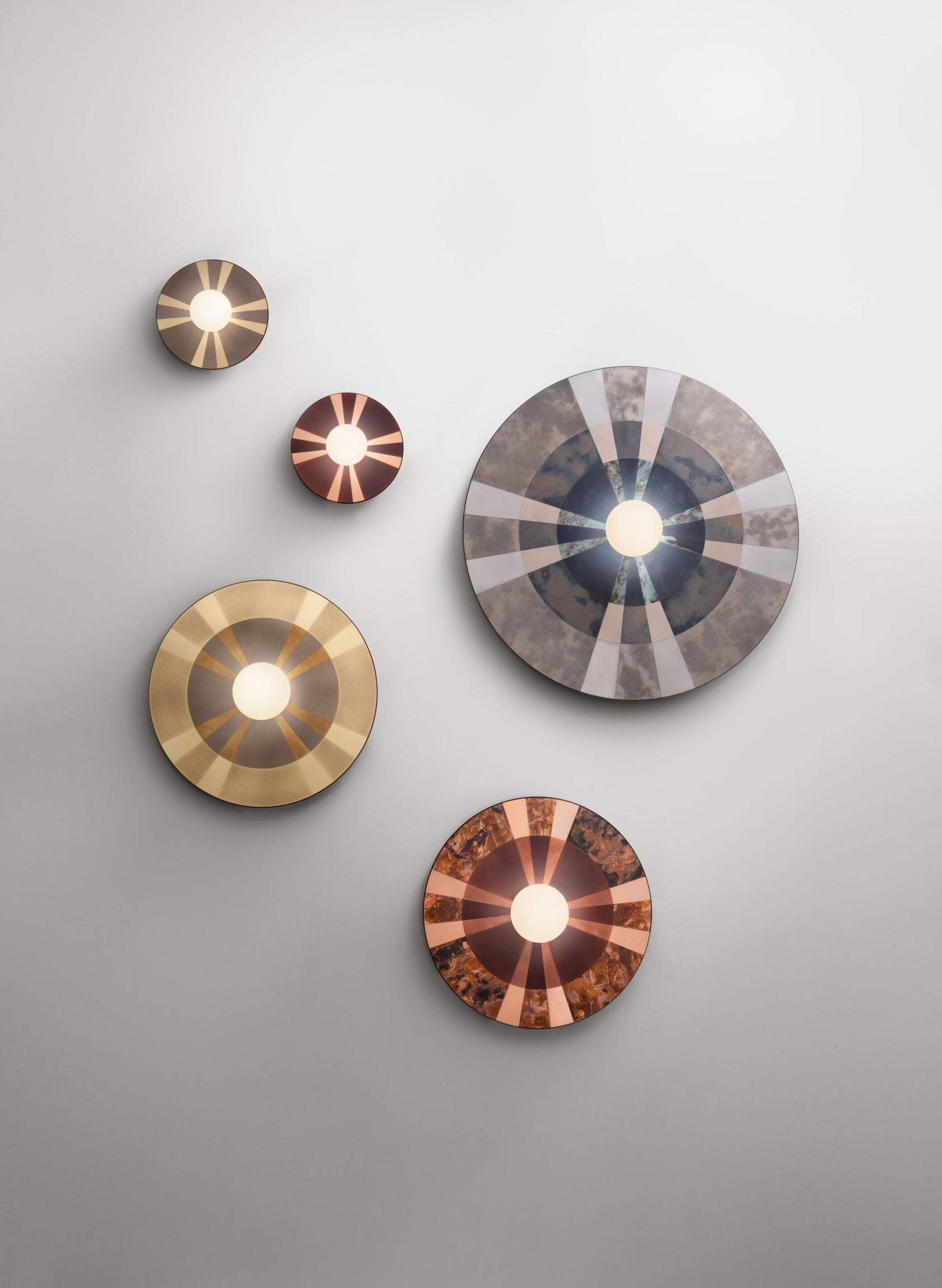 CALEIDE ÈTO Metal wall lamp / ceiling lamp By DE CASTELLI