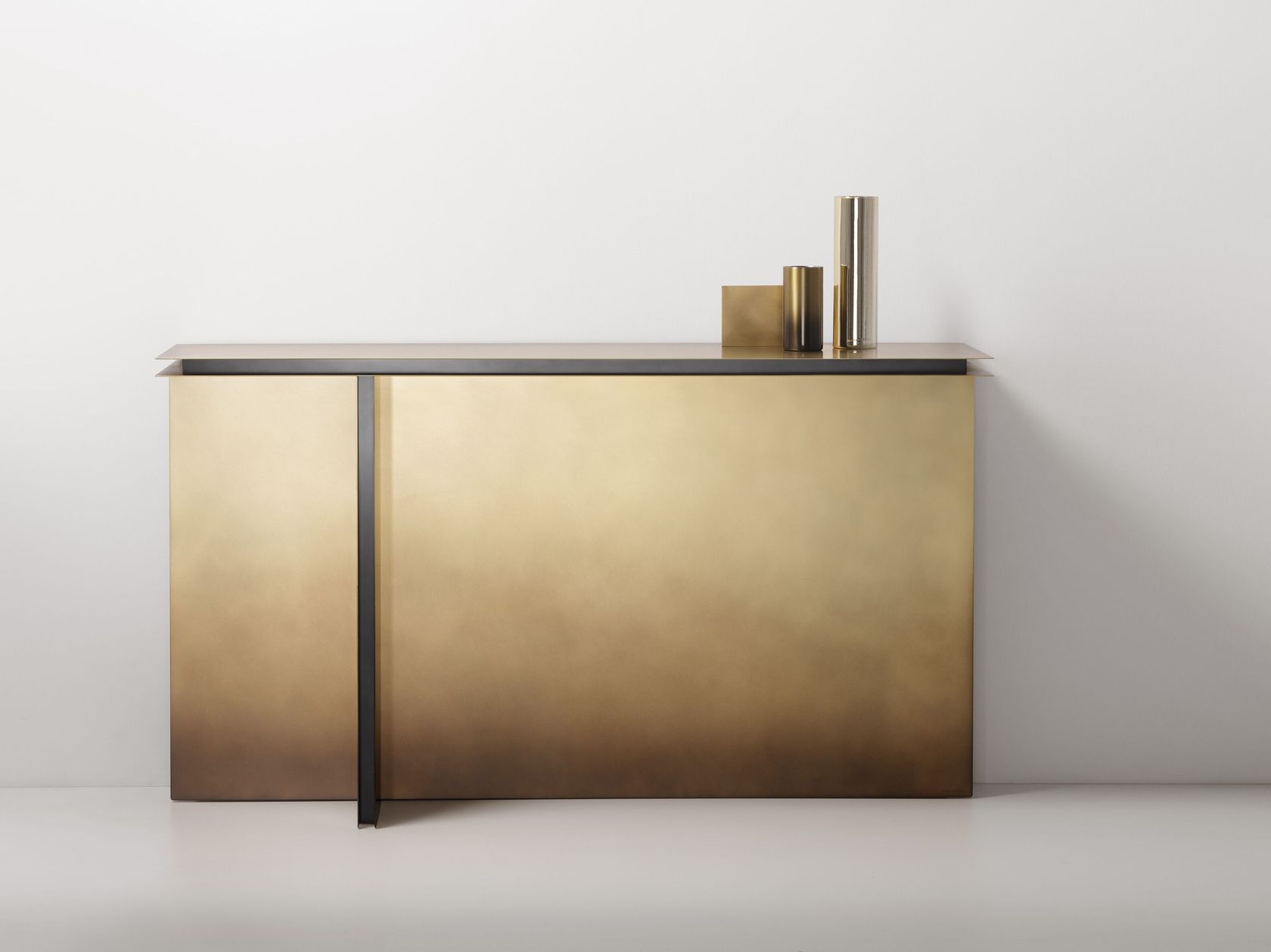 DE CASTELLI: Metal working and furniture | Archiproducts