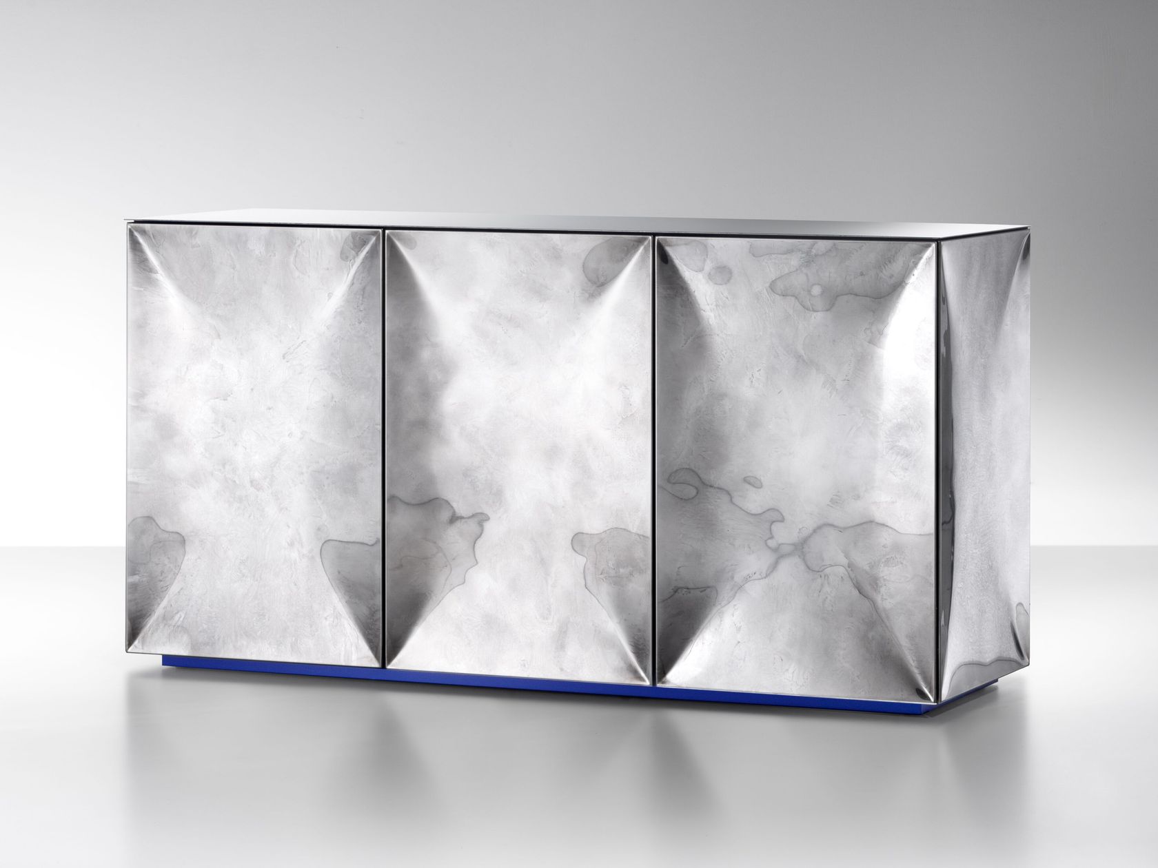 DE CASTELLI: Metal working and furniture | Archiproducts