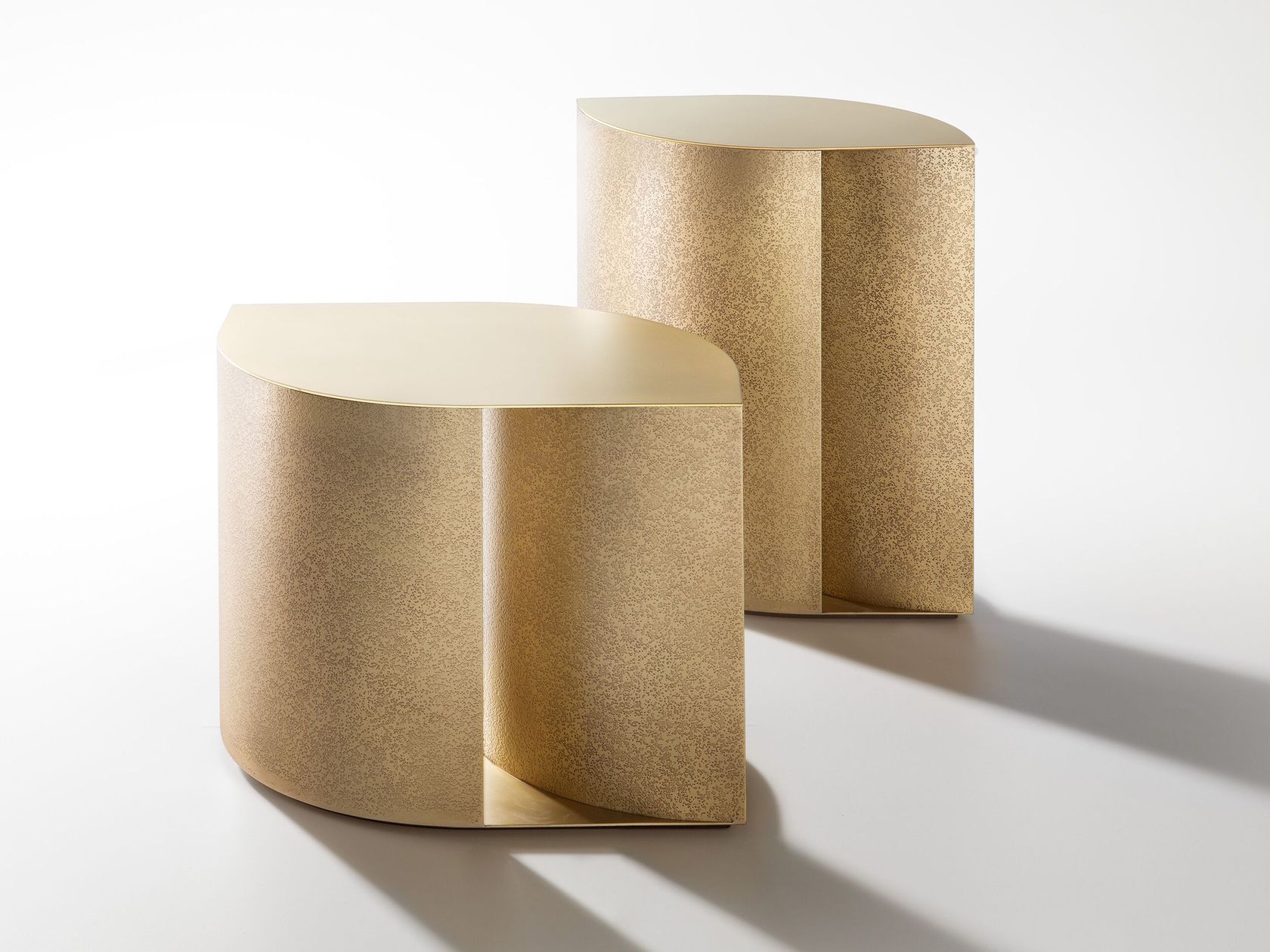 DE CASTELLI: Metal working and furniture | Archiproducts
