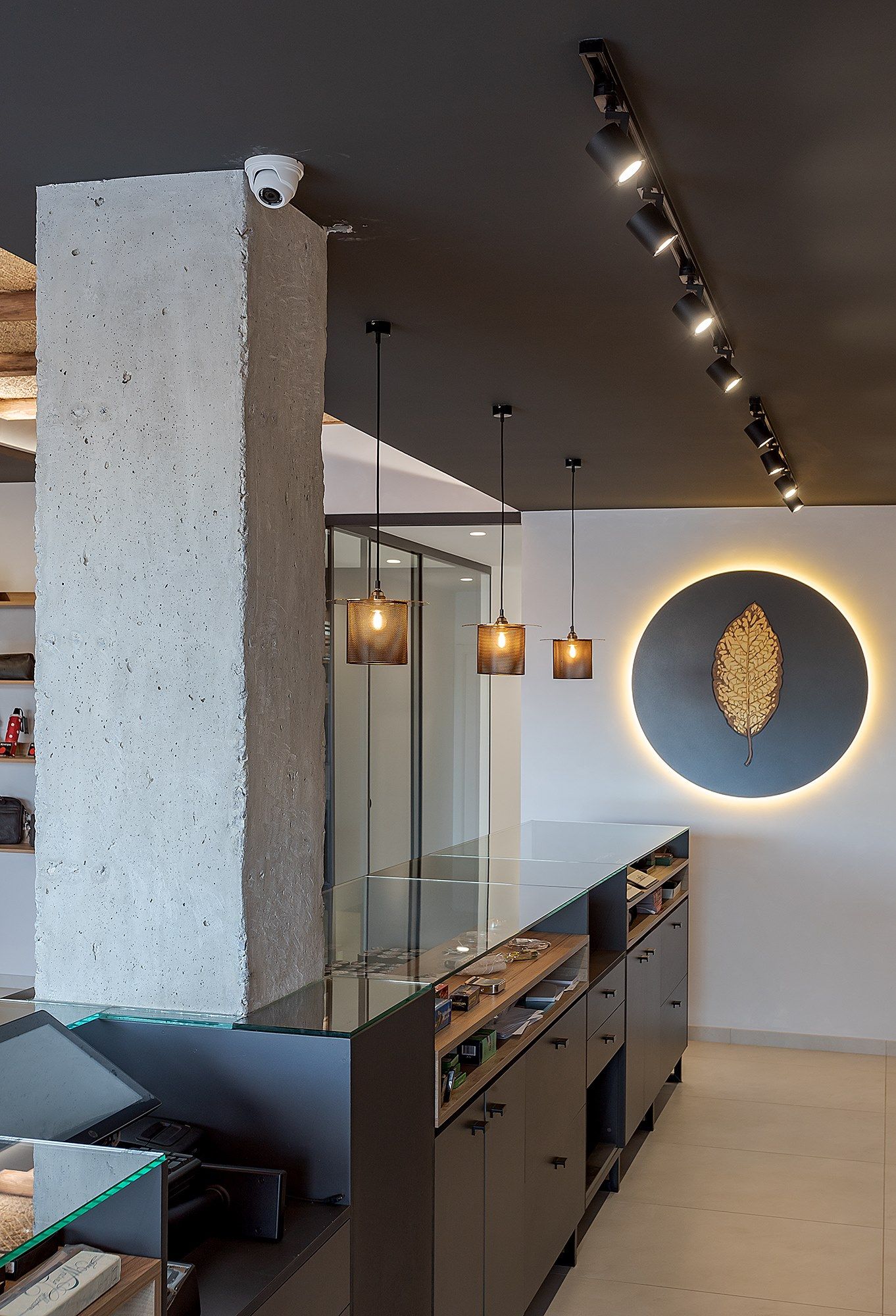 DEKTON® KRAFTIZEN Möbelfolie By Cosentino