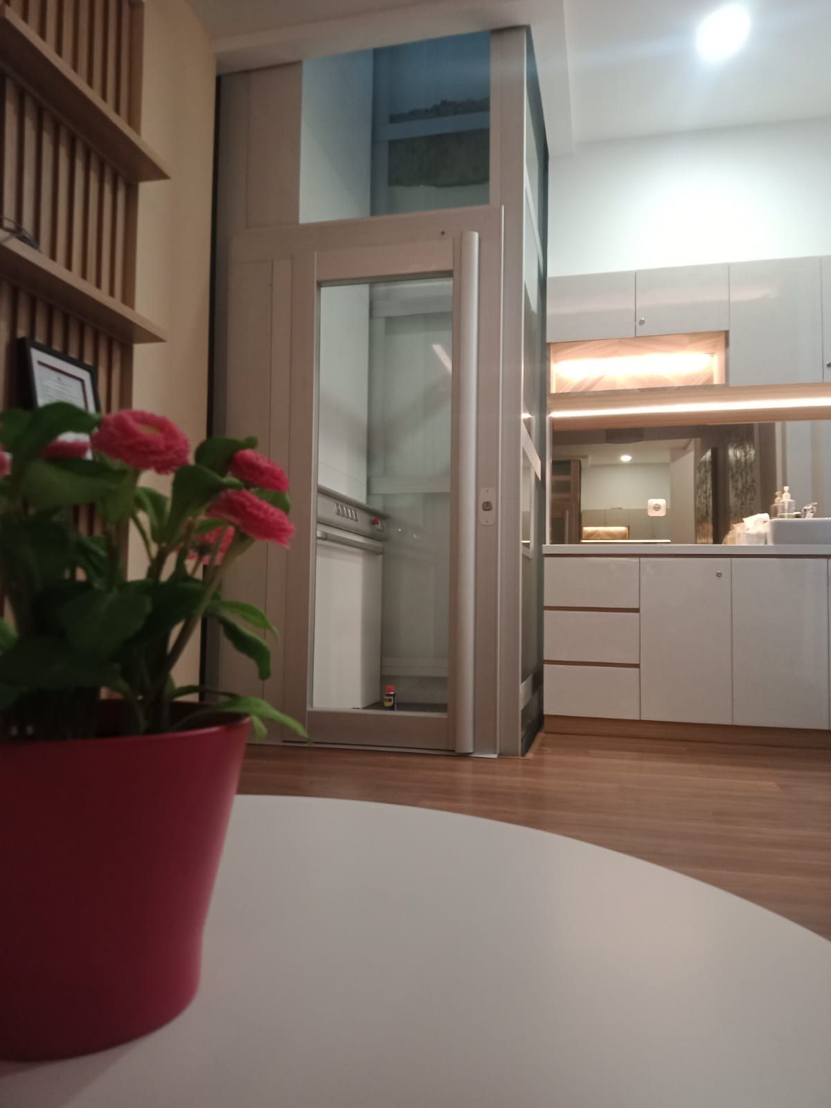 DINAMICO Platform lift By KONE