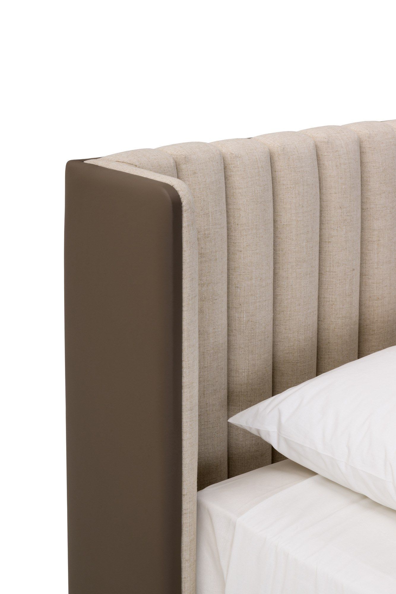 DOMUS | Bed By Turri design Matteo Nunziati