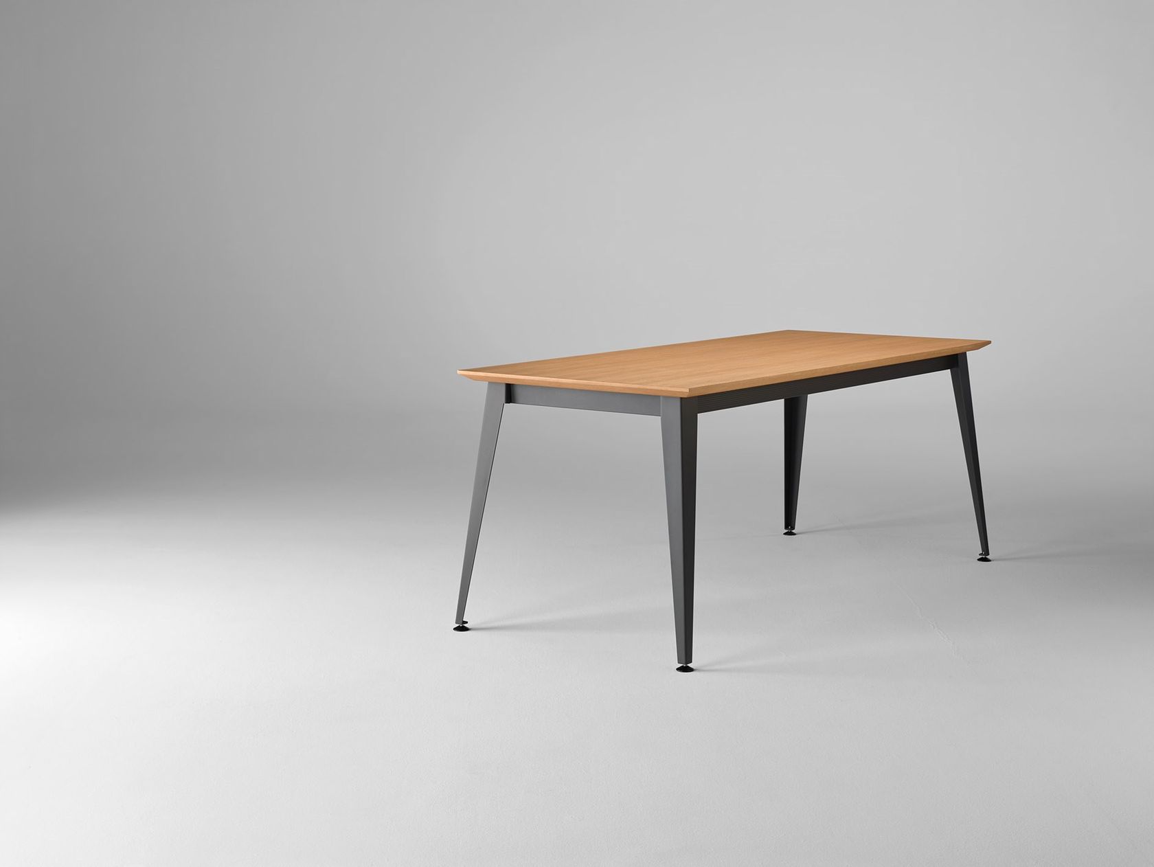 DON | Table extensible By ONDARRETA design Nadia Arratibel