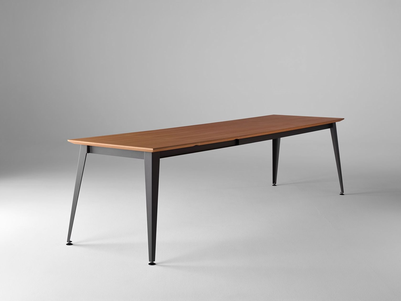 DON | Table extensible By ONDARRETA design Nadia Arratibel