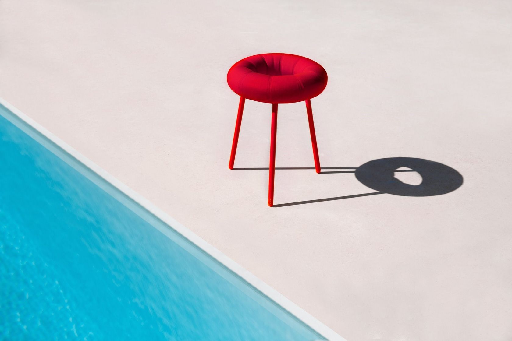 DONUT Garden stool By Diabla | design Mikiya Kobayashi