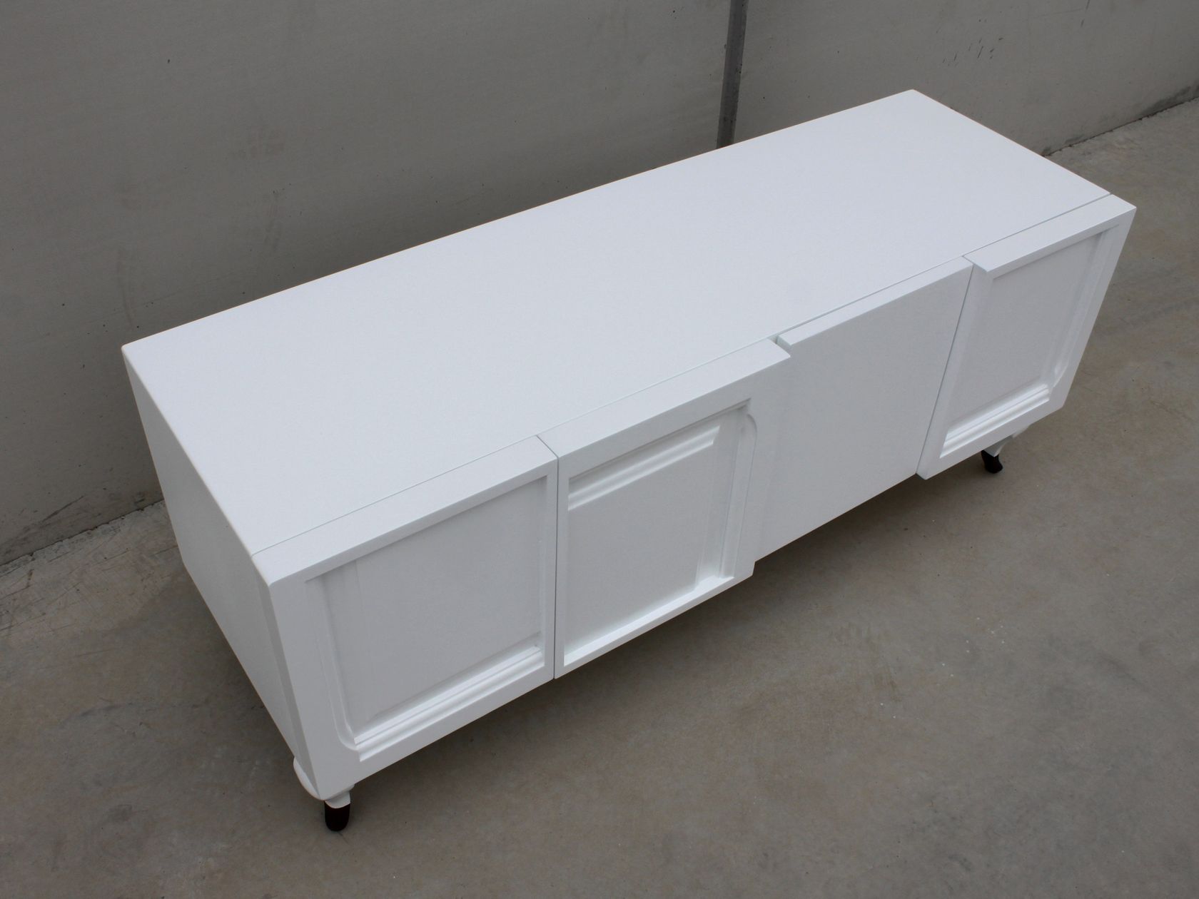 DOOR | Sideboard MDF sideboard with doors By ICI ET LÀ