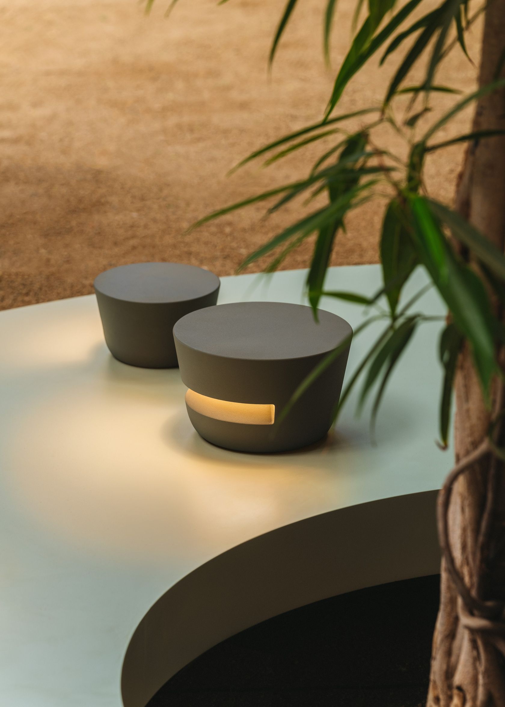 DOTS OUTDOOR steplight By Vibia design Martín Azúa