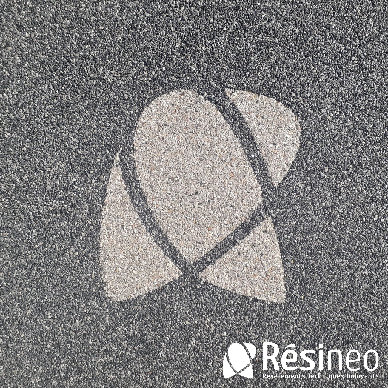 RÉSINEO DRAIN Resin Outdoor continous flooring By Résineo