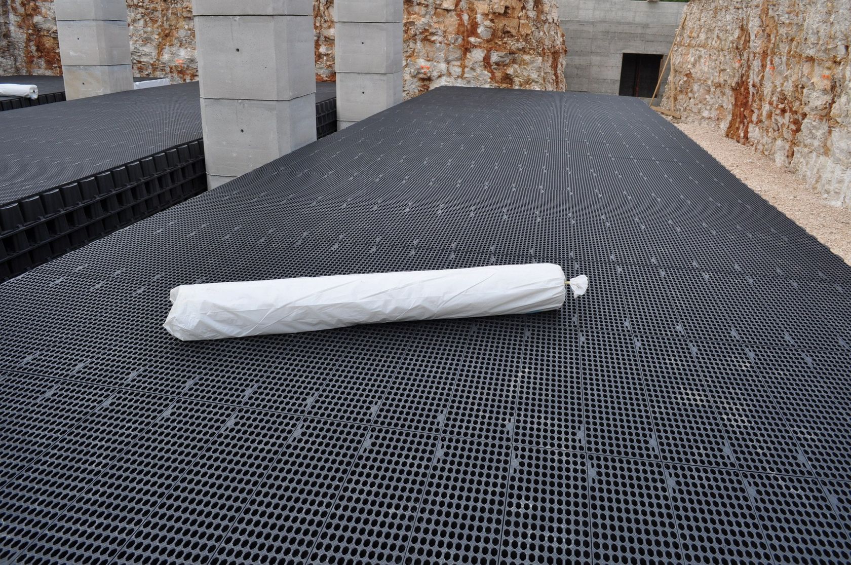 Drainage channel and part DRAINPANEL By Geoplast