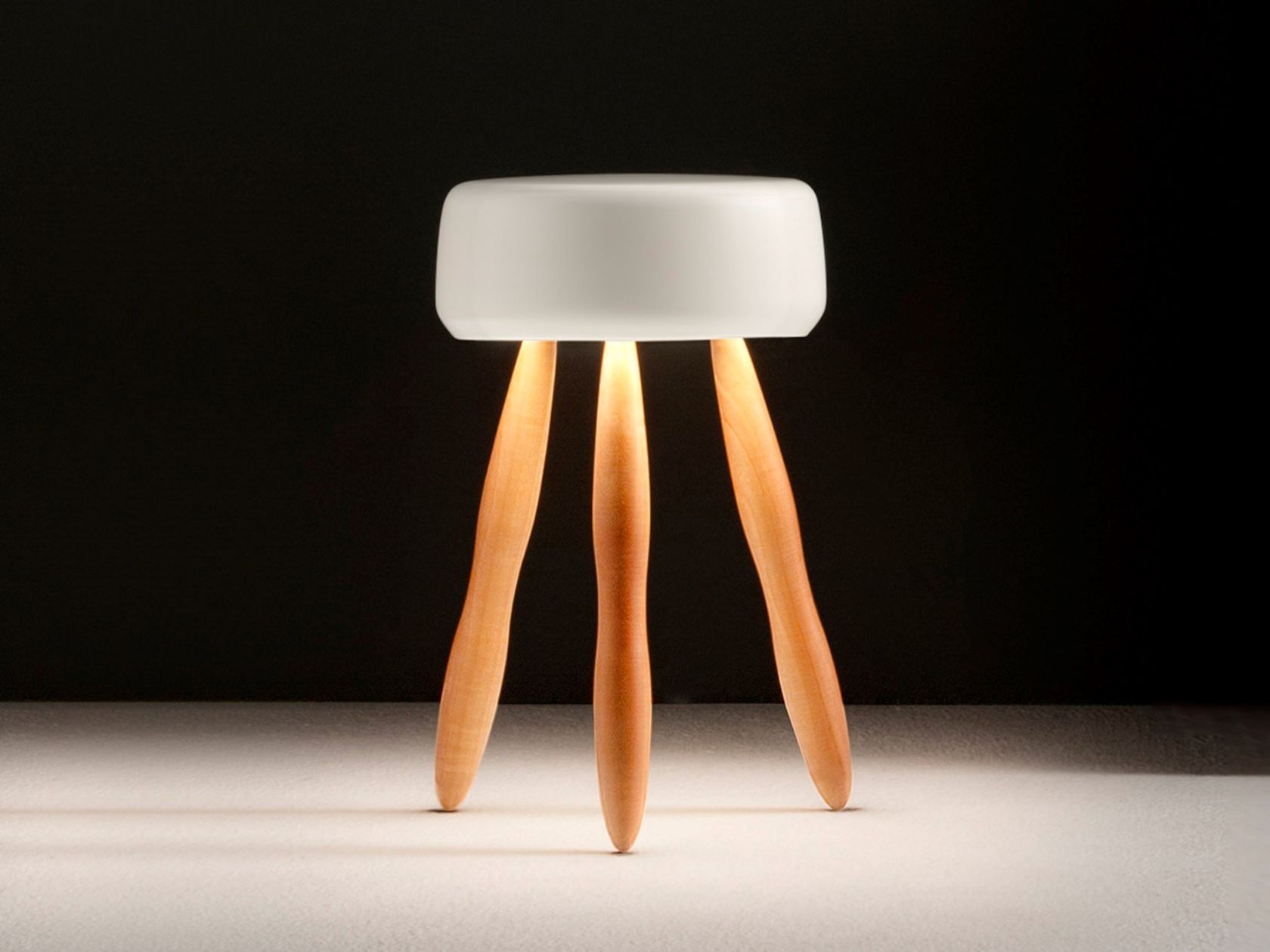 Olev: Indoor and outdoor lighting | Archiproducts