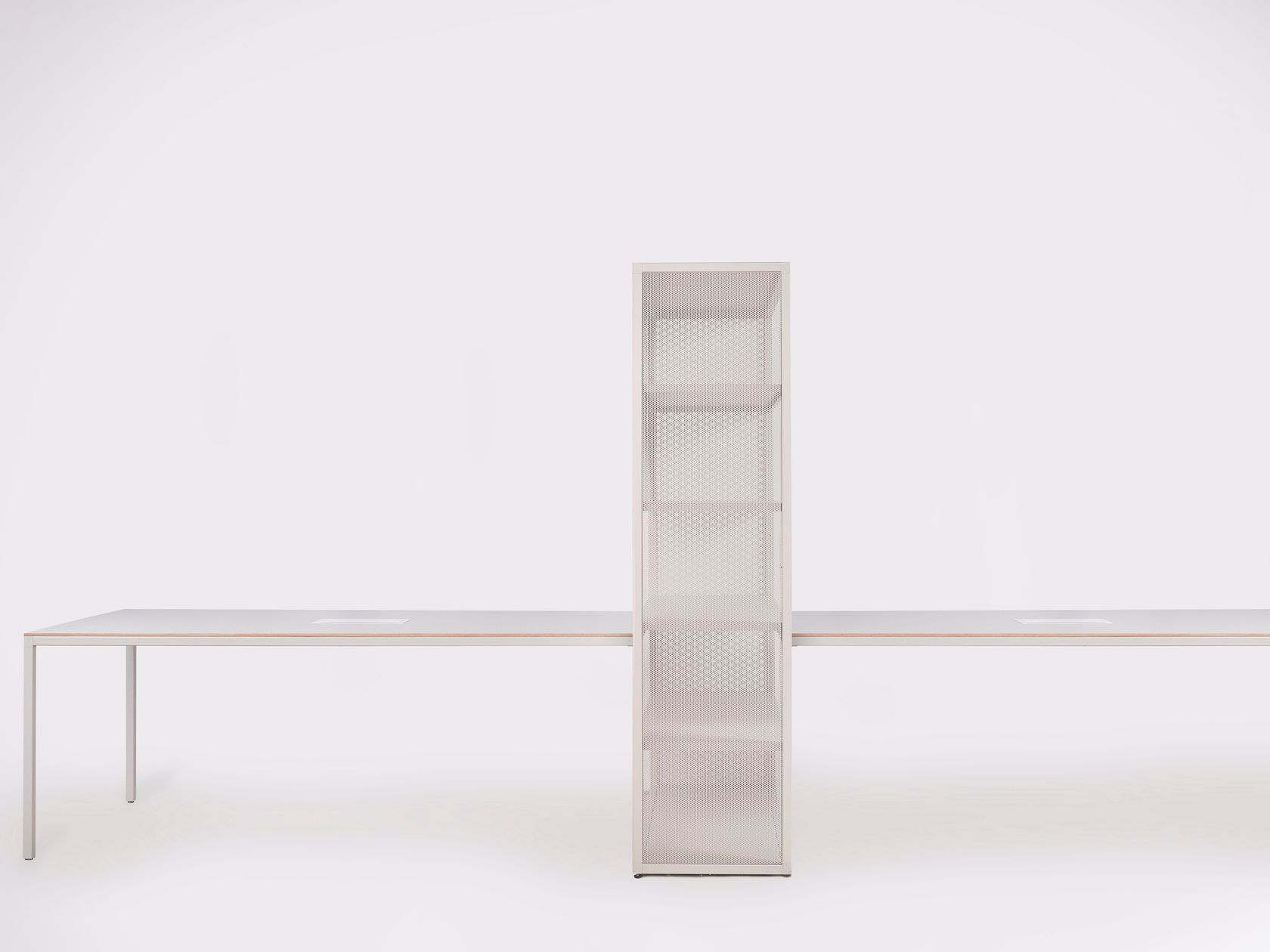 DRY TABLE + SHELF 书柜 / 办公桌 By ONDARRETA | design Ondarreta Team