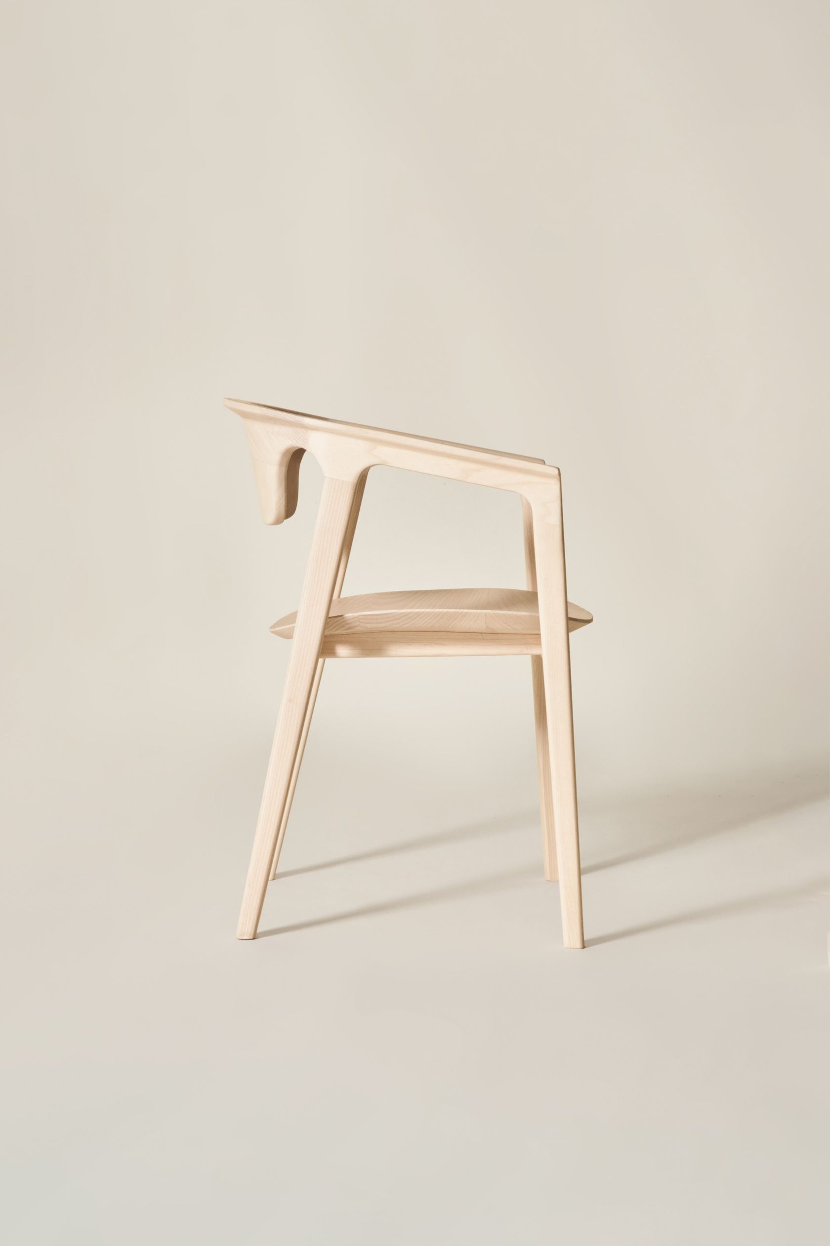 DUNA Chair By Dale Italia | design Cono Studio