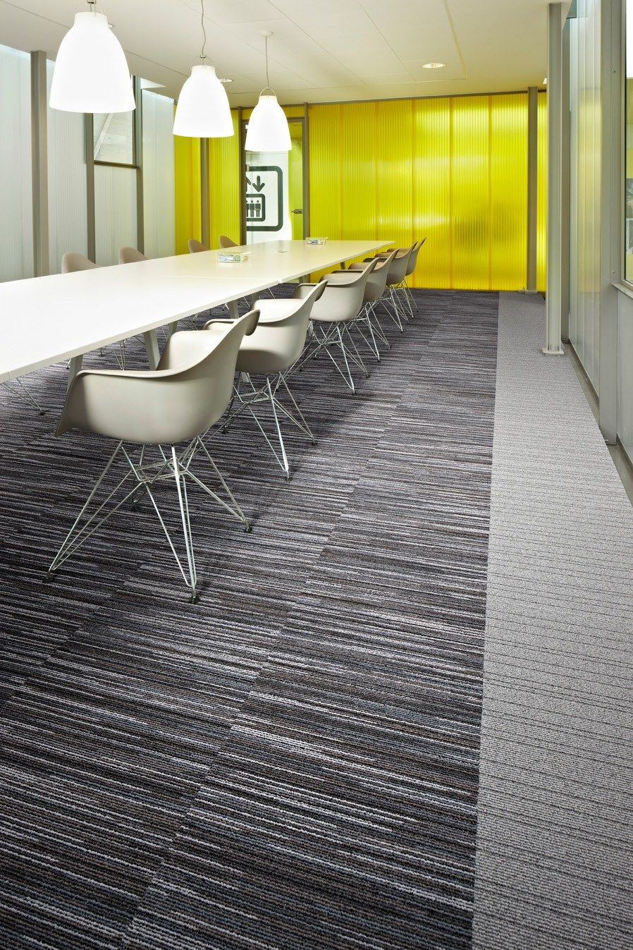 Carpet tiles DESSO AIRMASTER® BLEND By TARKETT