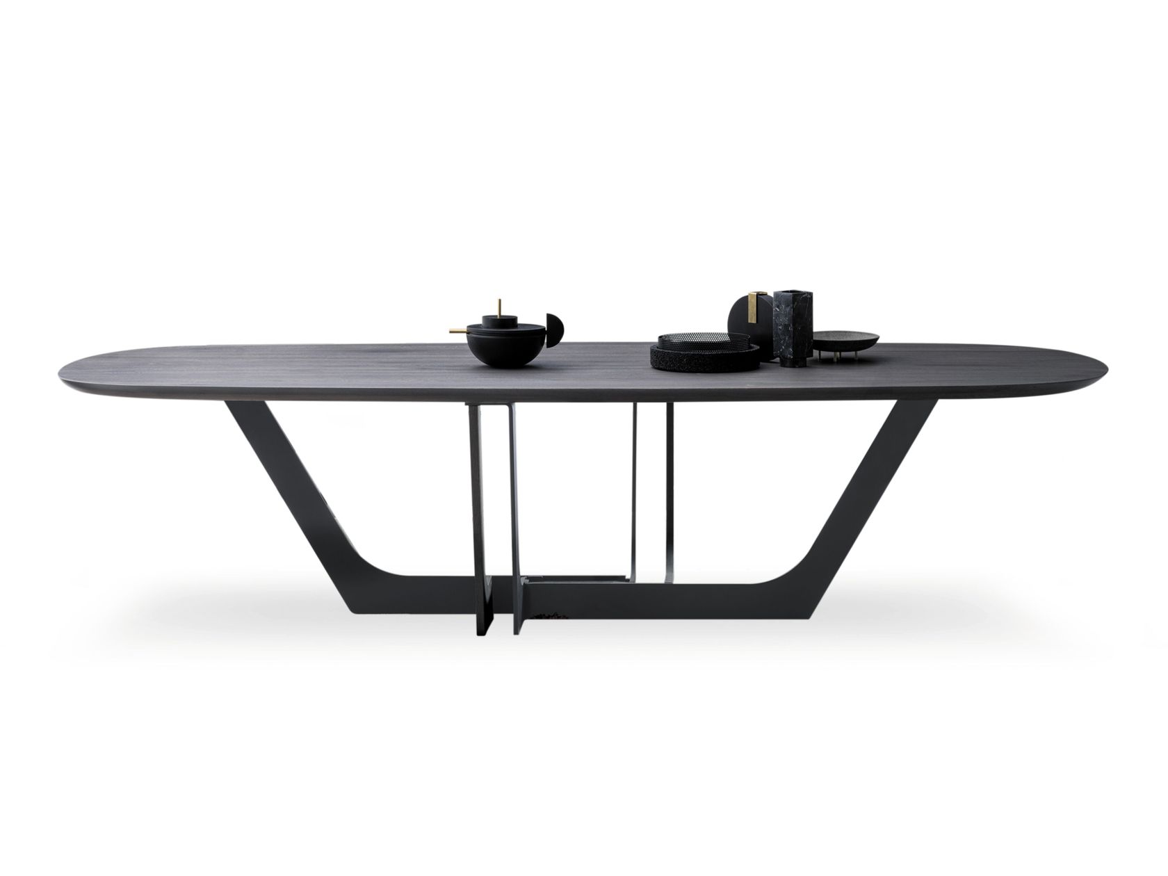 COSMOPOLITAN Table top By Devina Nais