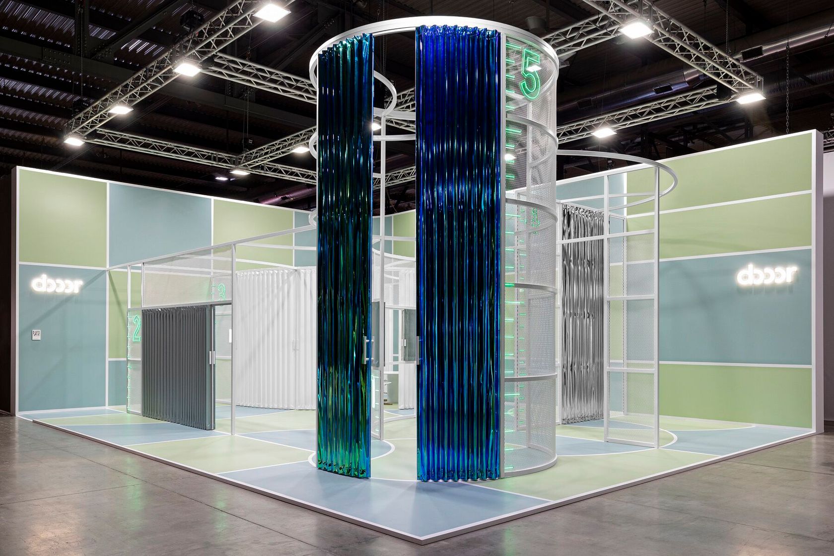 Curved track door Textile door By Dooor